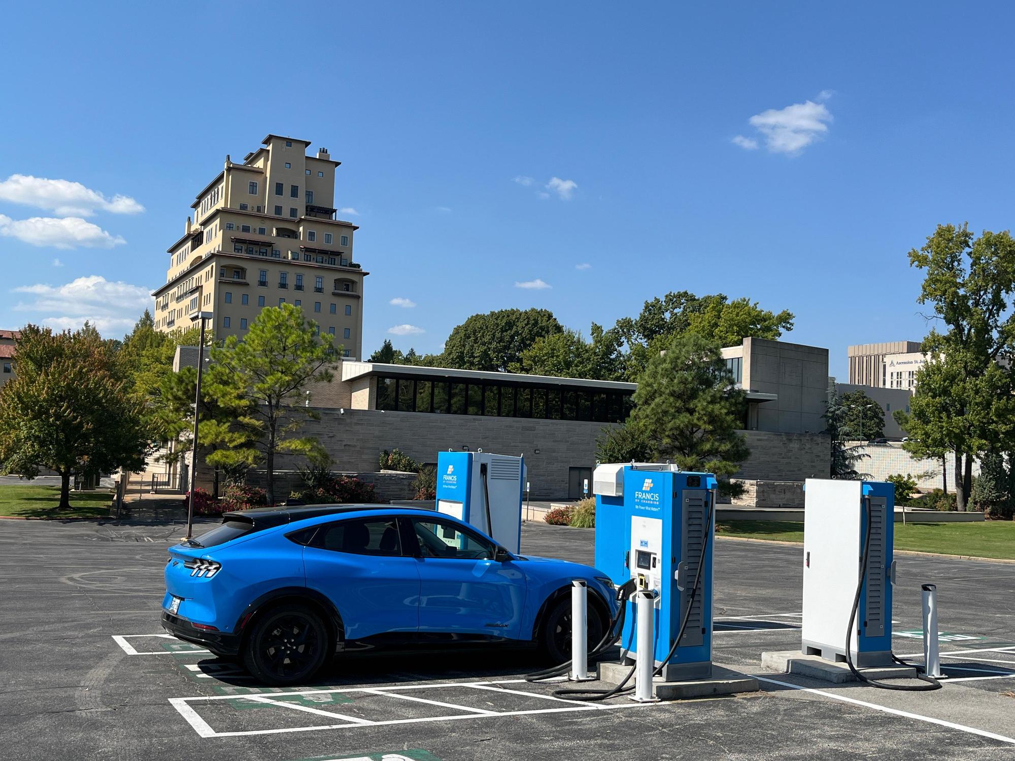 Temple Israel | Tulsa, OK | EV Station