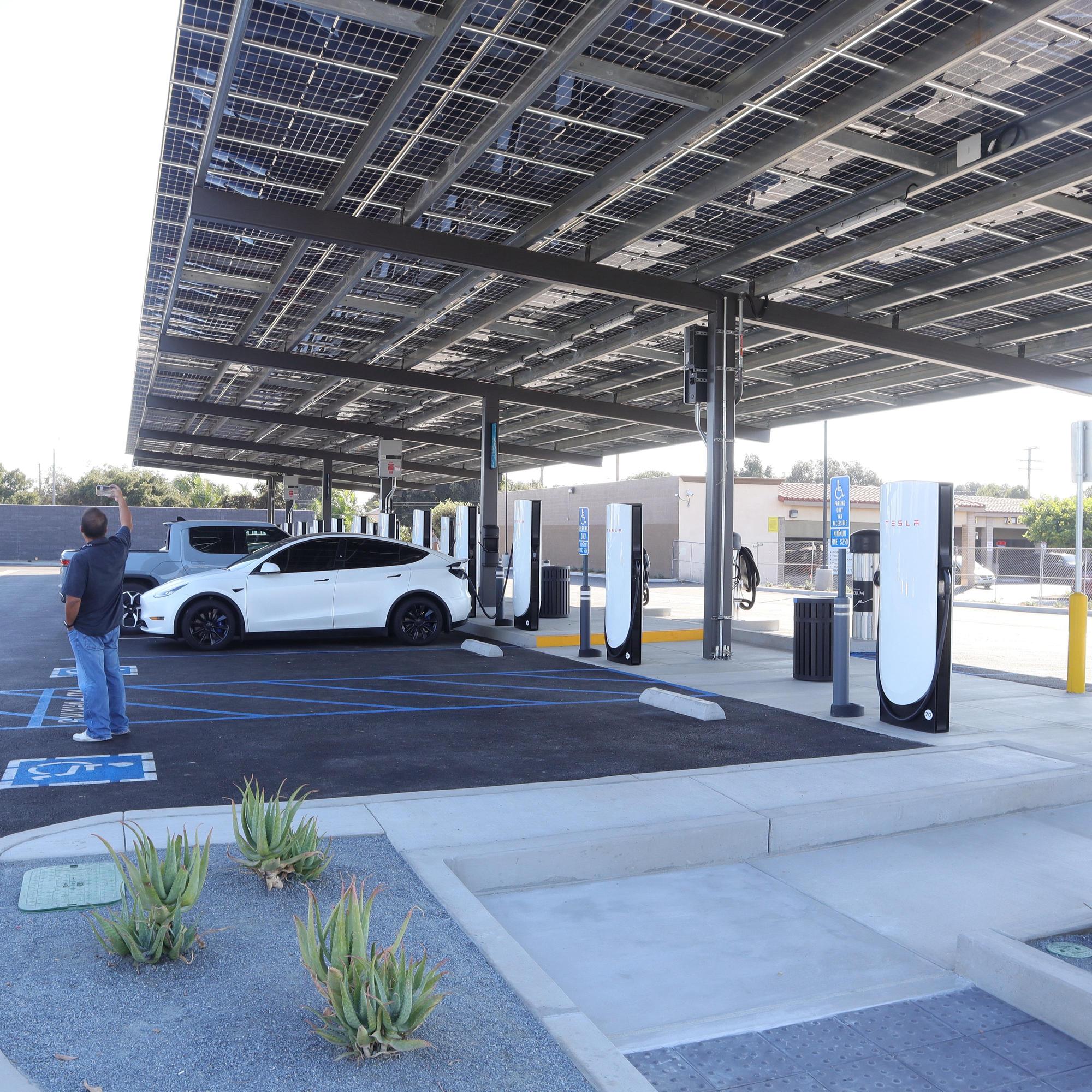 Rove Charging Hub Santa Ana | Santa Ana, CA | EV Station