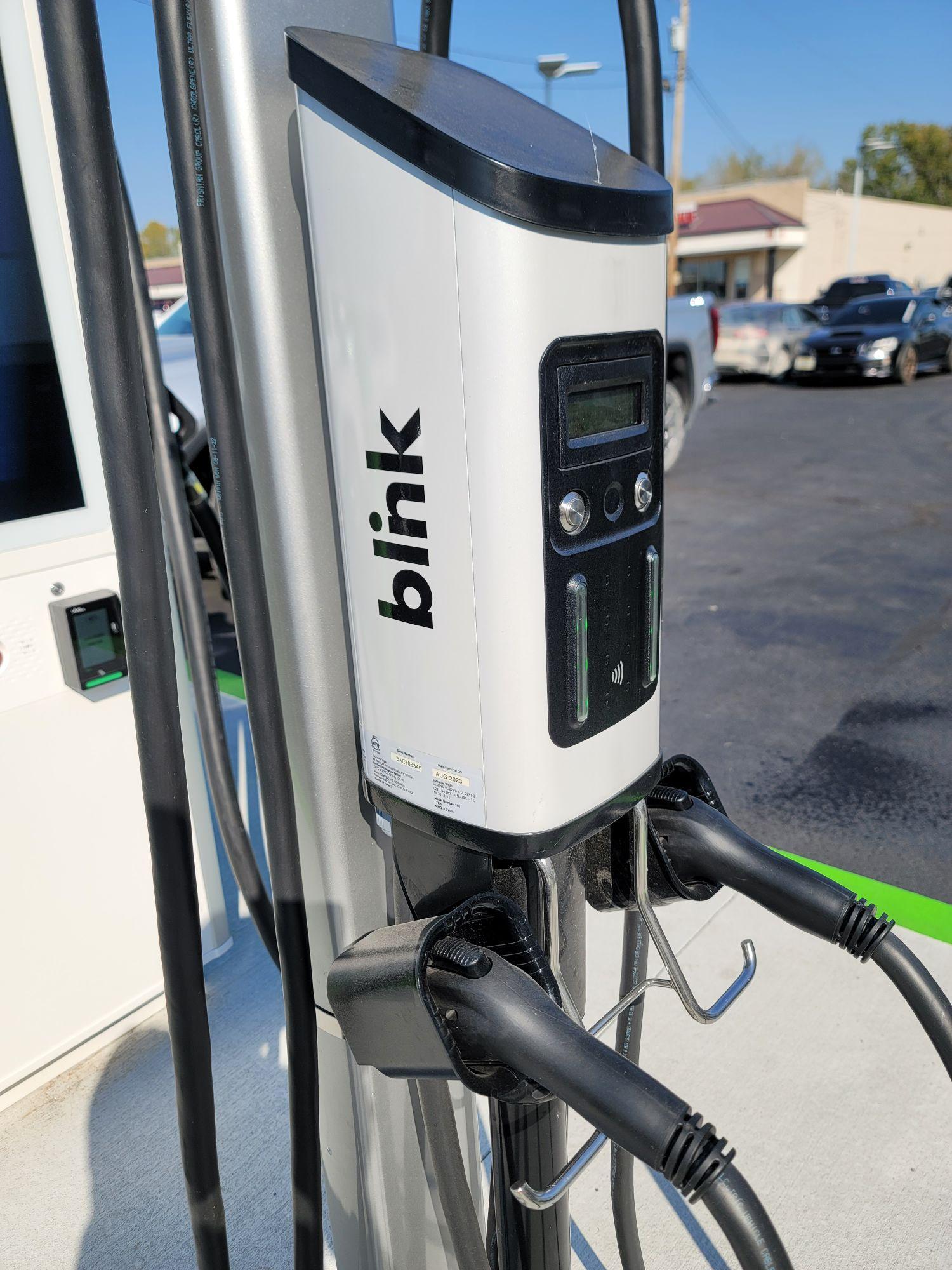 Moberly Motors (Level 2) | Moberly, MO | EV Station