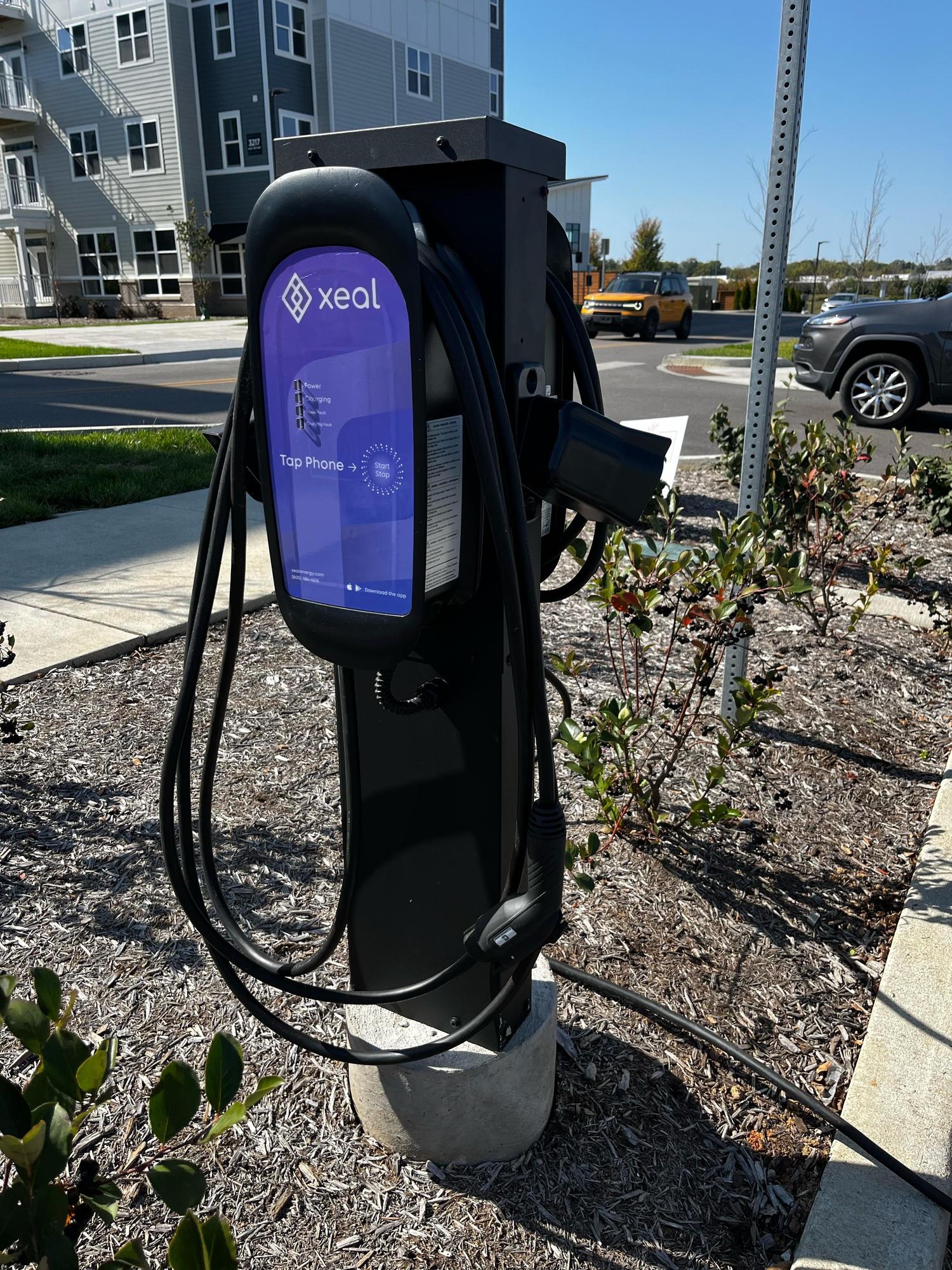 Bloomingfoods Coop Market | Bloomington, IN | EV Station
