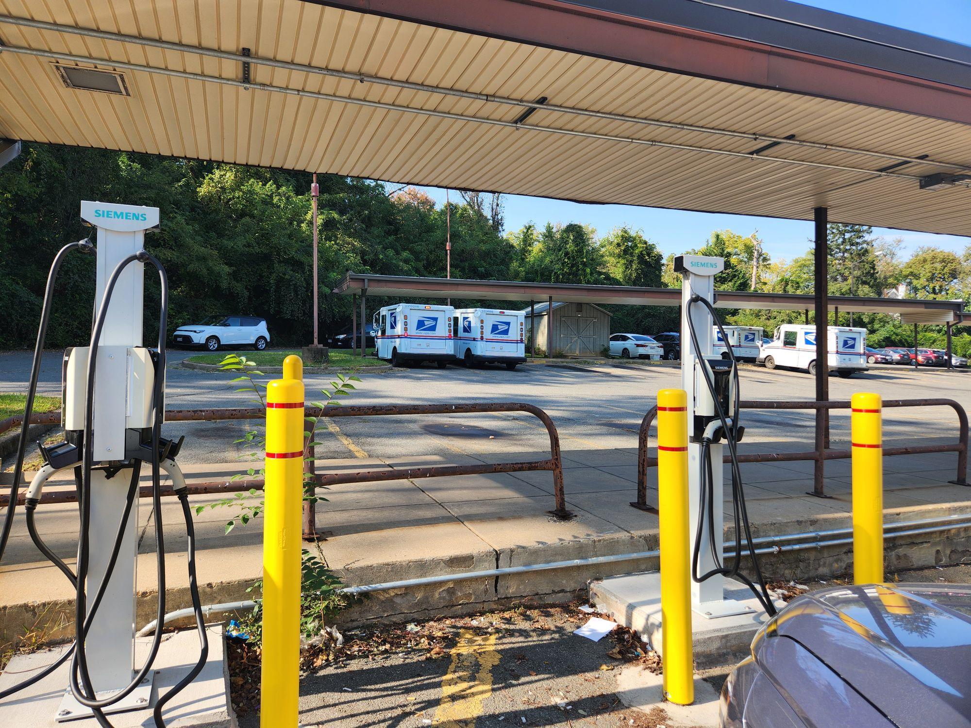 Vienna Post Office | Vienna, VA | EV Station