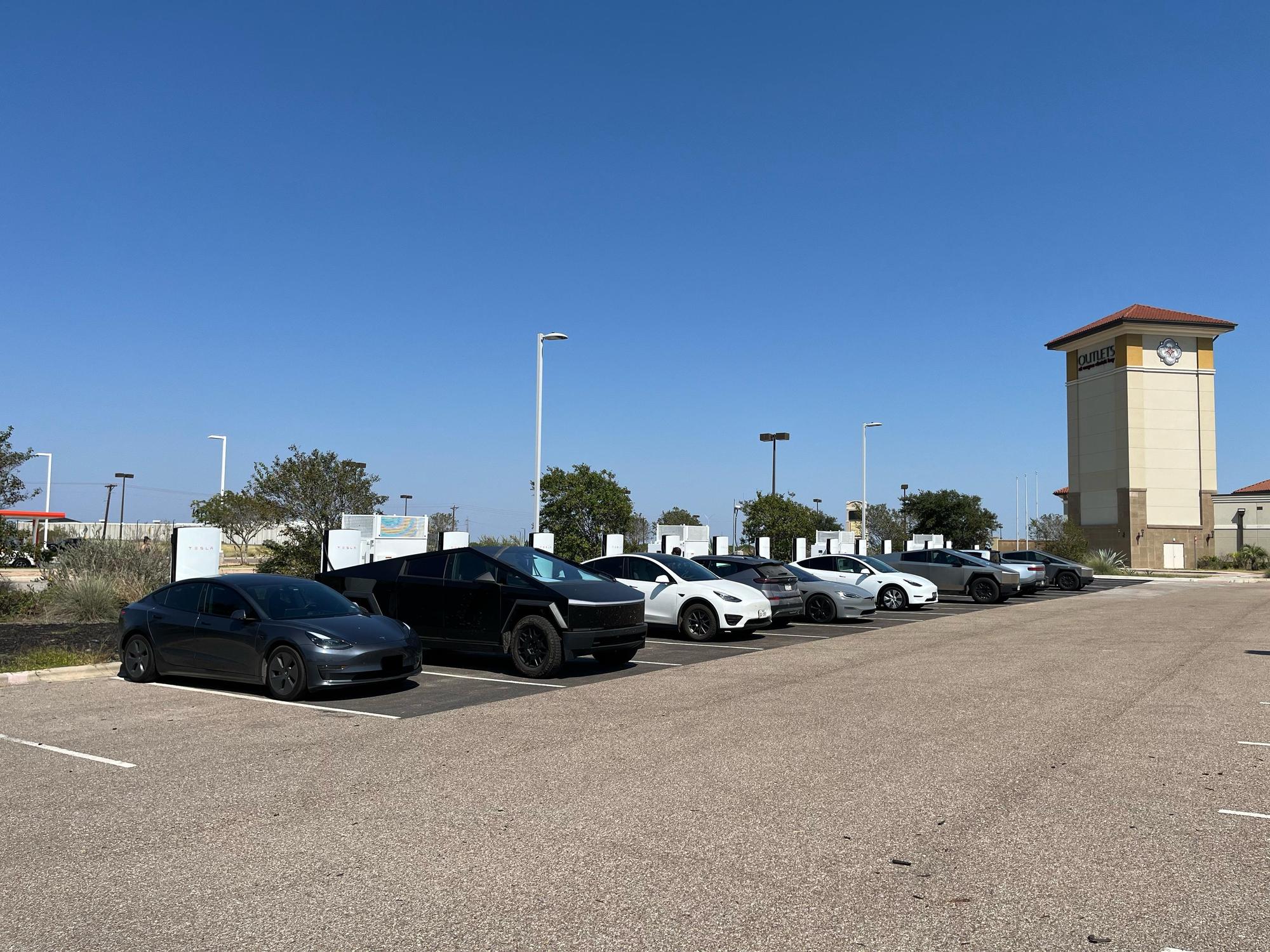 Crossroads District | Robstown, TX | EV Station