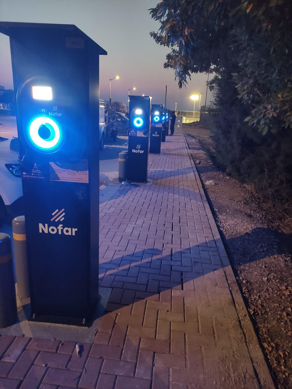 מגרש ספורט - קיבוץ בית קמה | Beit Kama, South District | EV Station