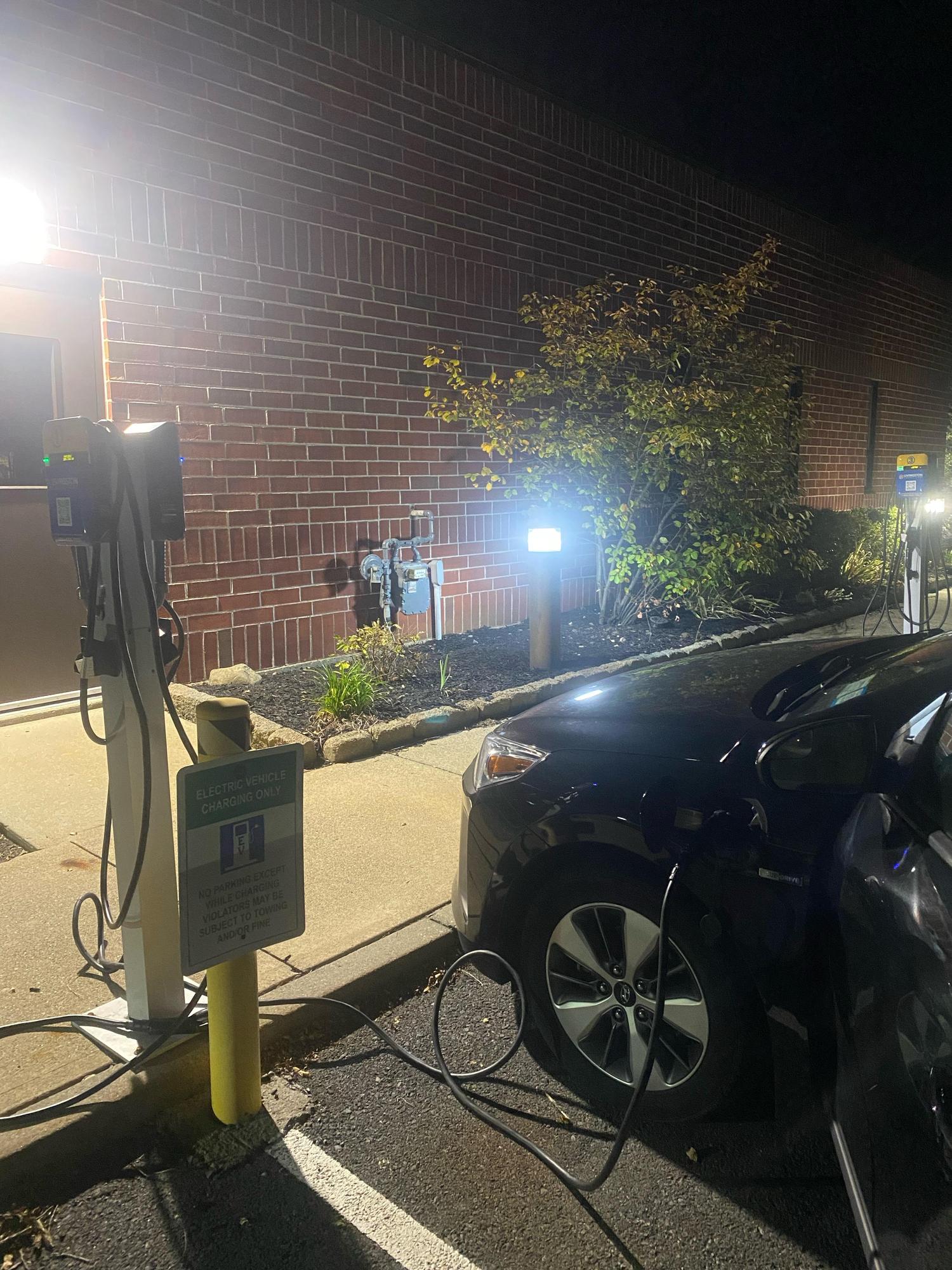 Rotterdam Branch Library | Rotterdam, NY | EV Station