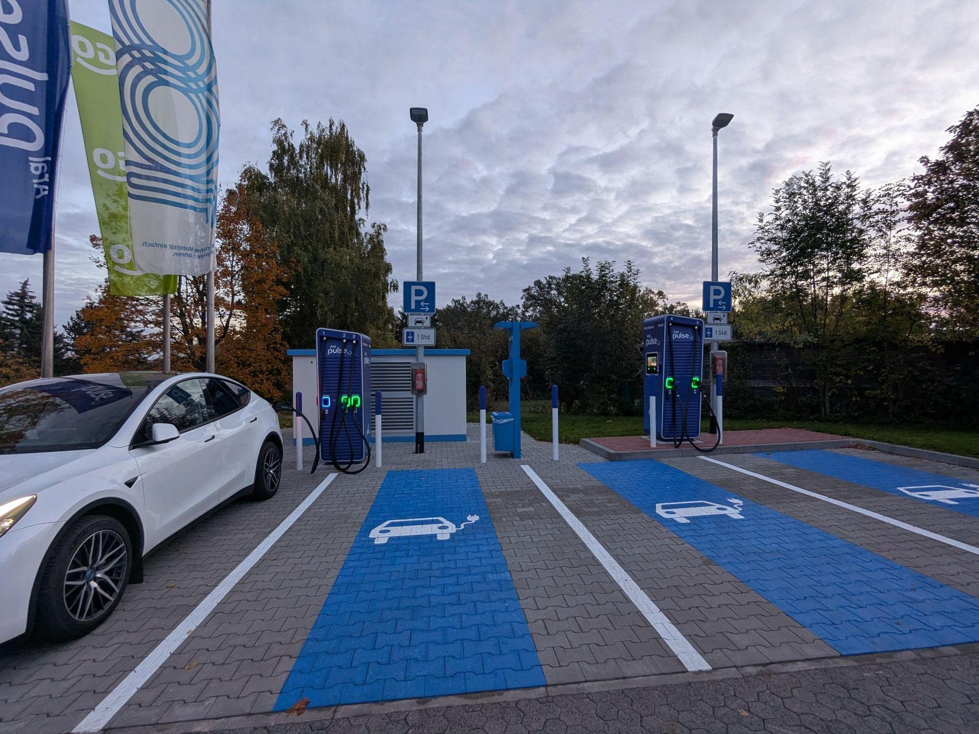 Aral Pulse | WE, TH | EV Station