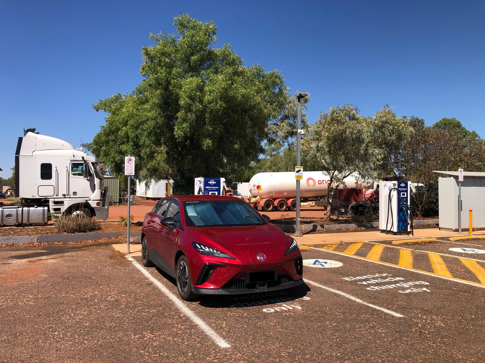 Three Ways Roadhouse | Warumungu, NT | EV Station