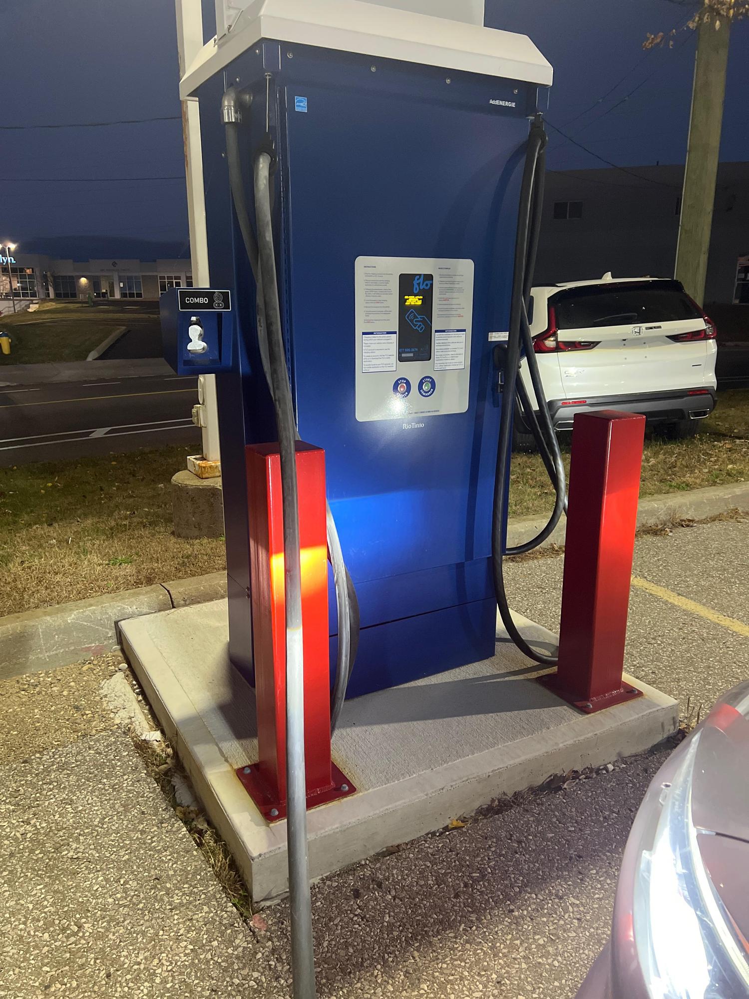 Waterloo Honda | Waterloo, ON | EV Station