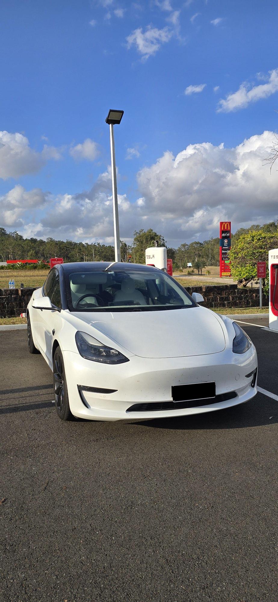 Comfort Hotel Parklands Calliope | Calliope, QLD | EV Station