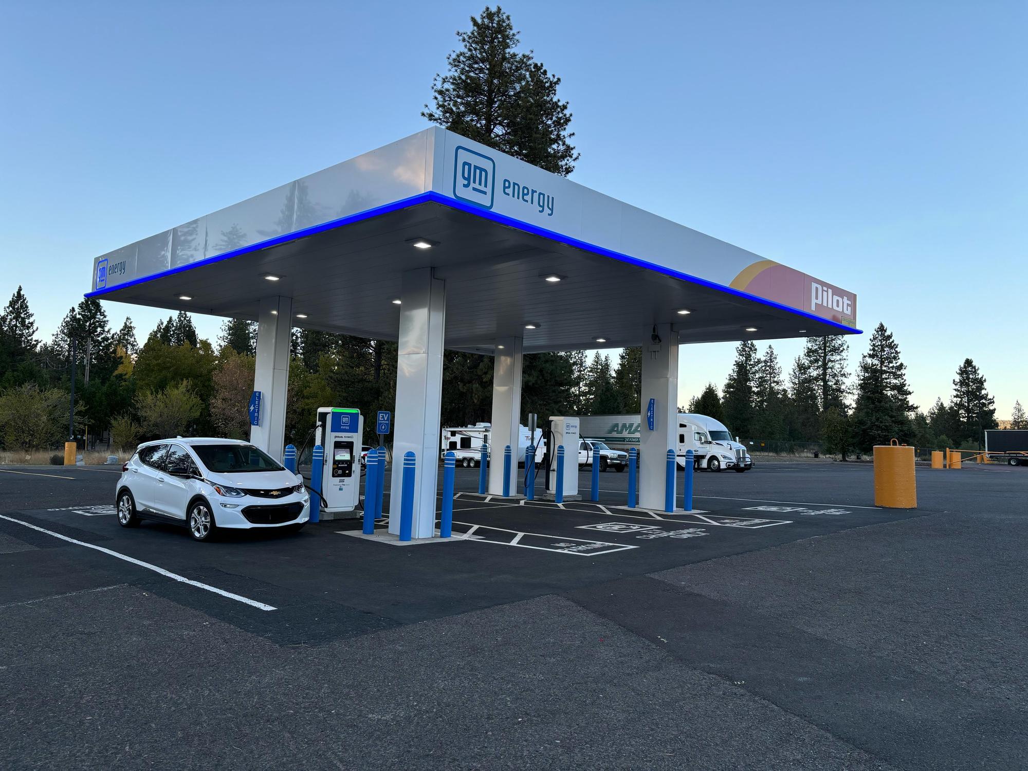 Pilot Travel Center Weed | Weed, CA | EV Station