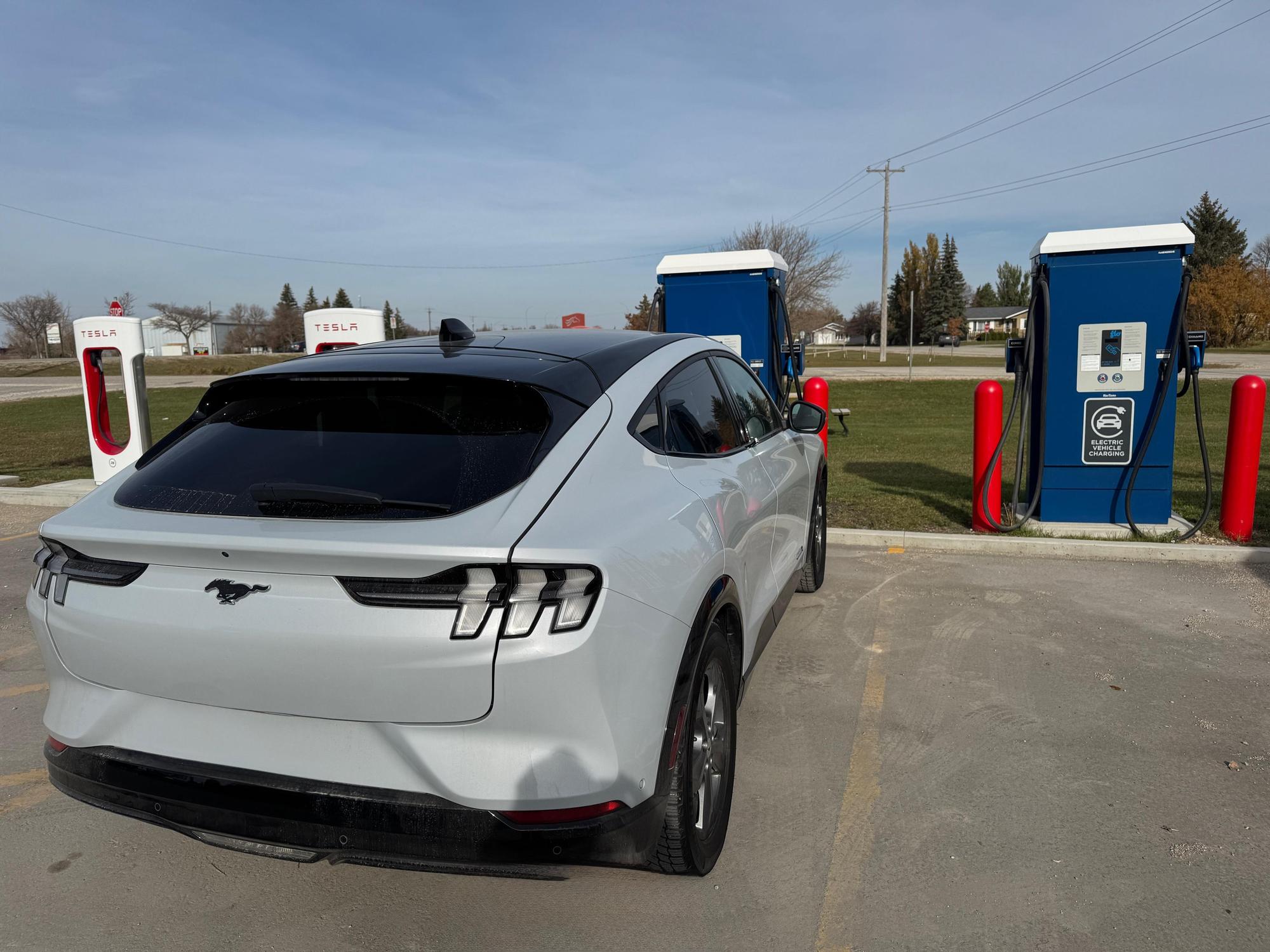 Morris Bigway Foods (2) | Morris, MB | EV Station
