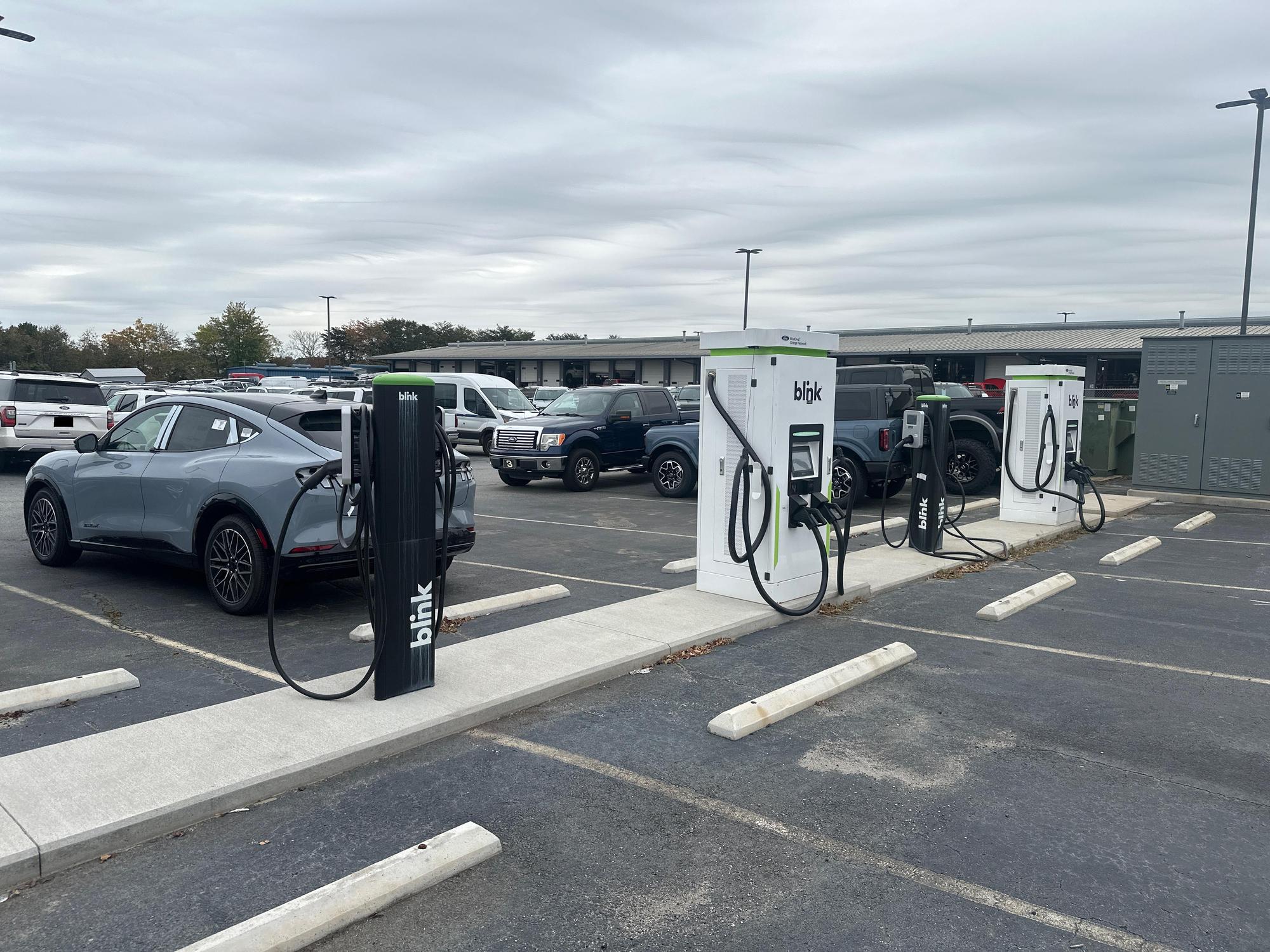 Fairway Ford | Greenville, SC | EV Station