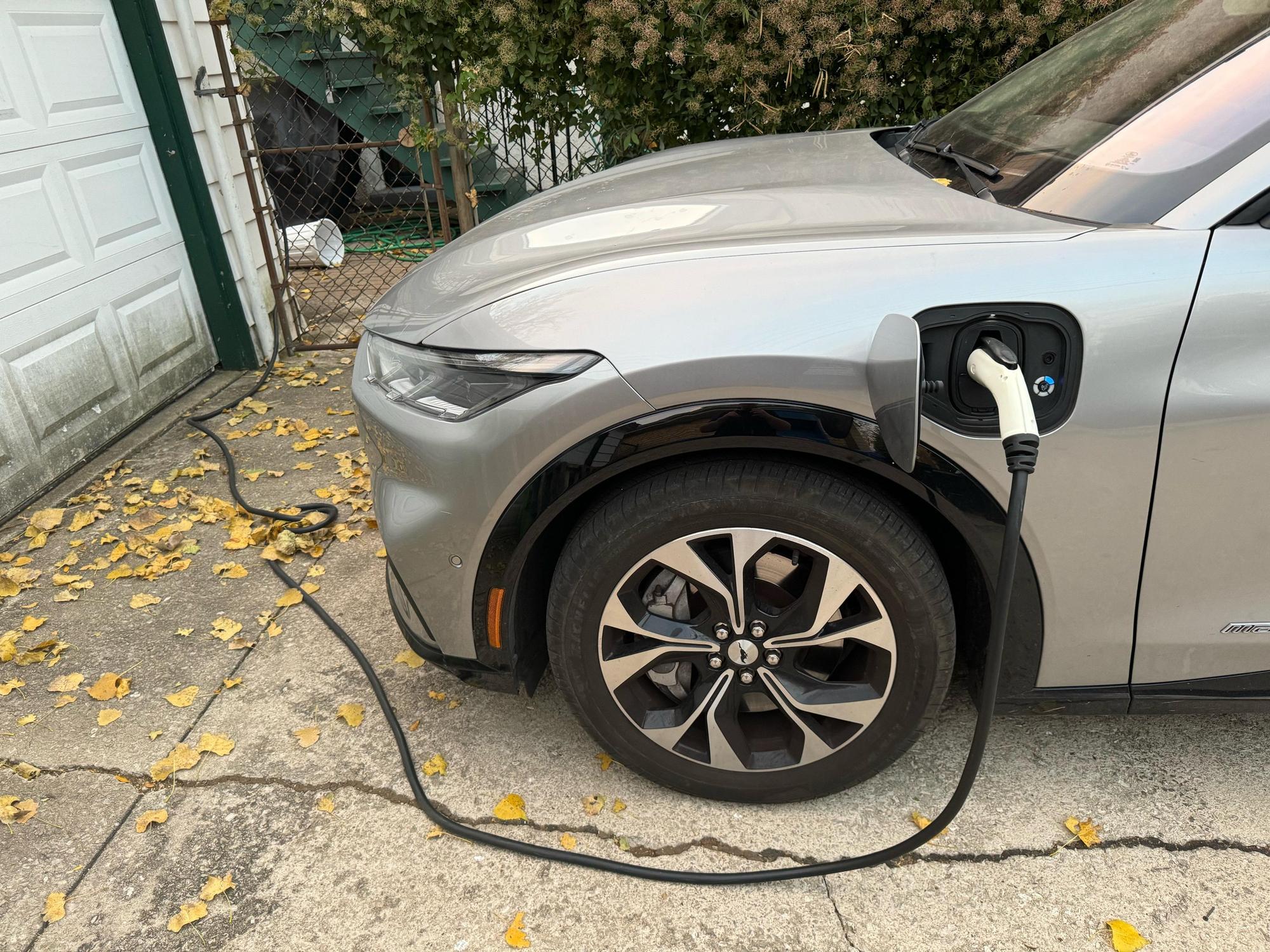 St John's Episcopal Church | Chicago, IL | EV Station