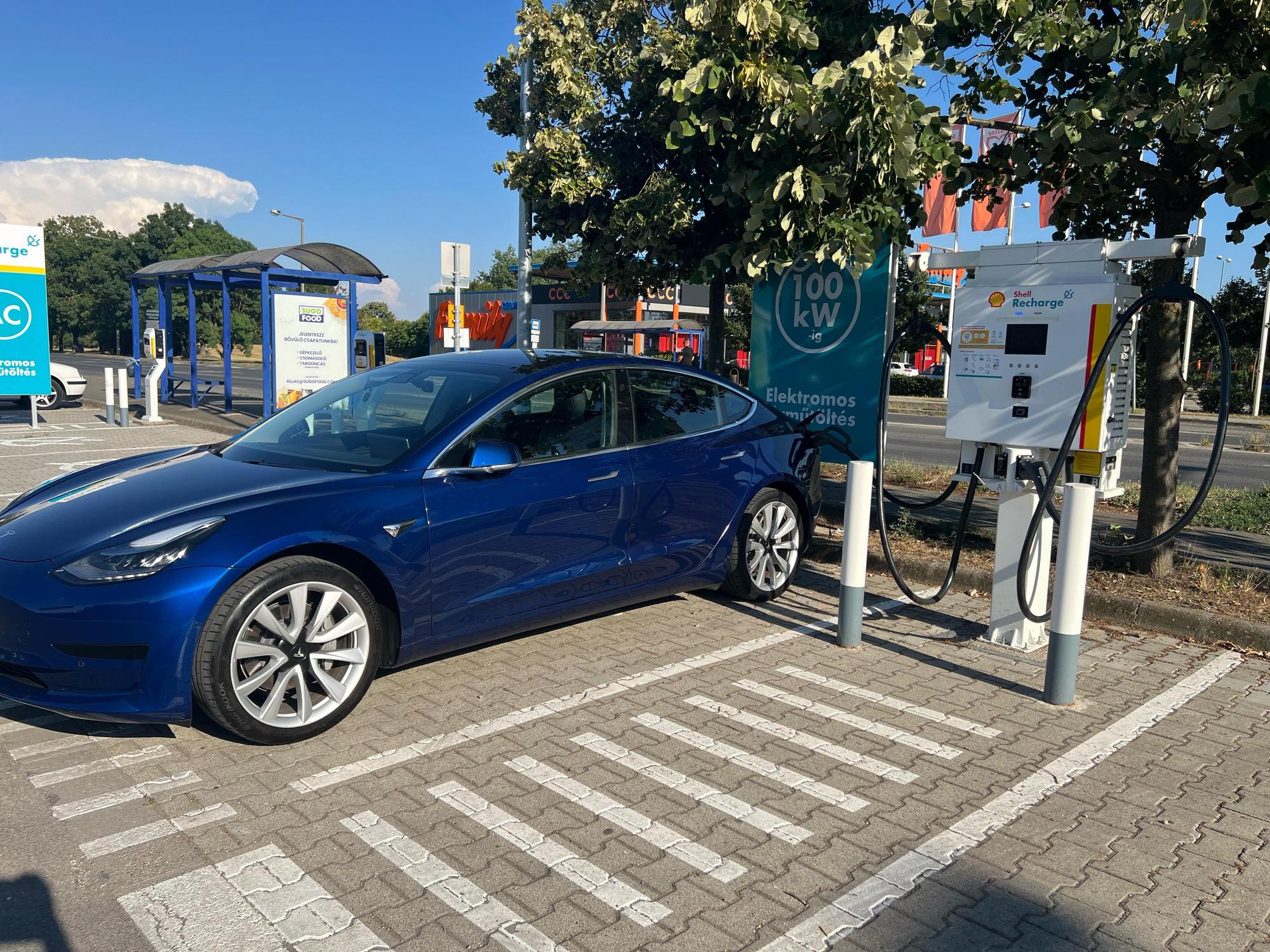 Shell Recharge - Tesco Baja, Gránátos u. | Baja, Gránátos u. 11 ...