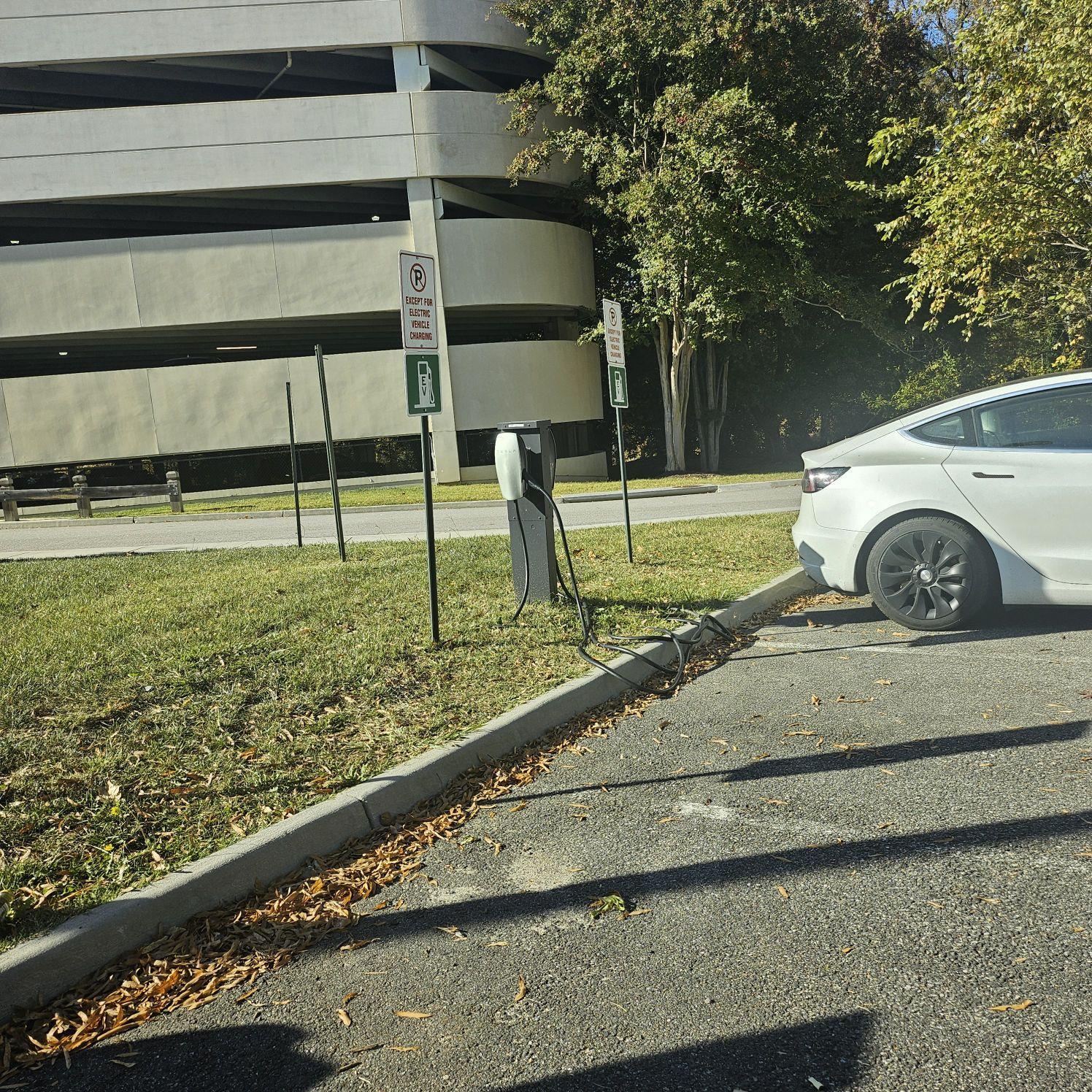 Chippenham Hospital | Richmond, VA | EV Station