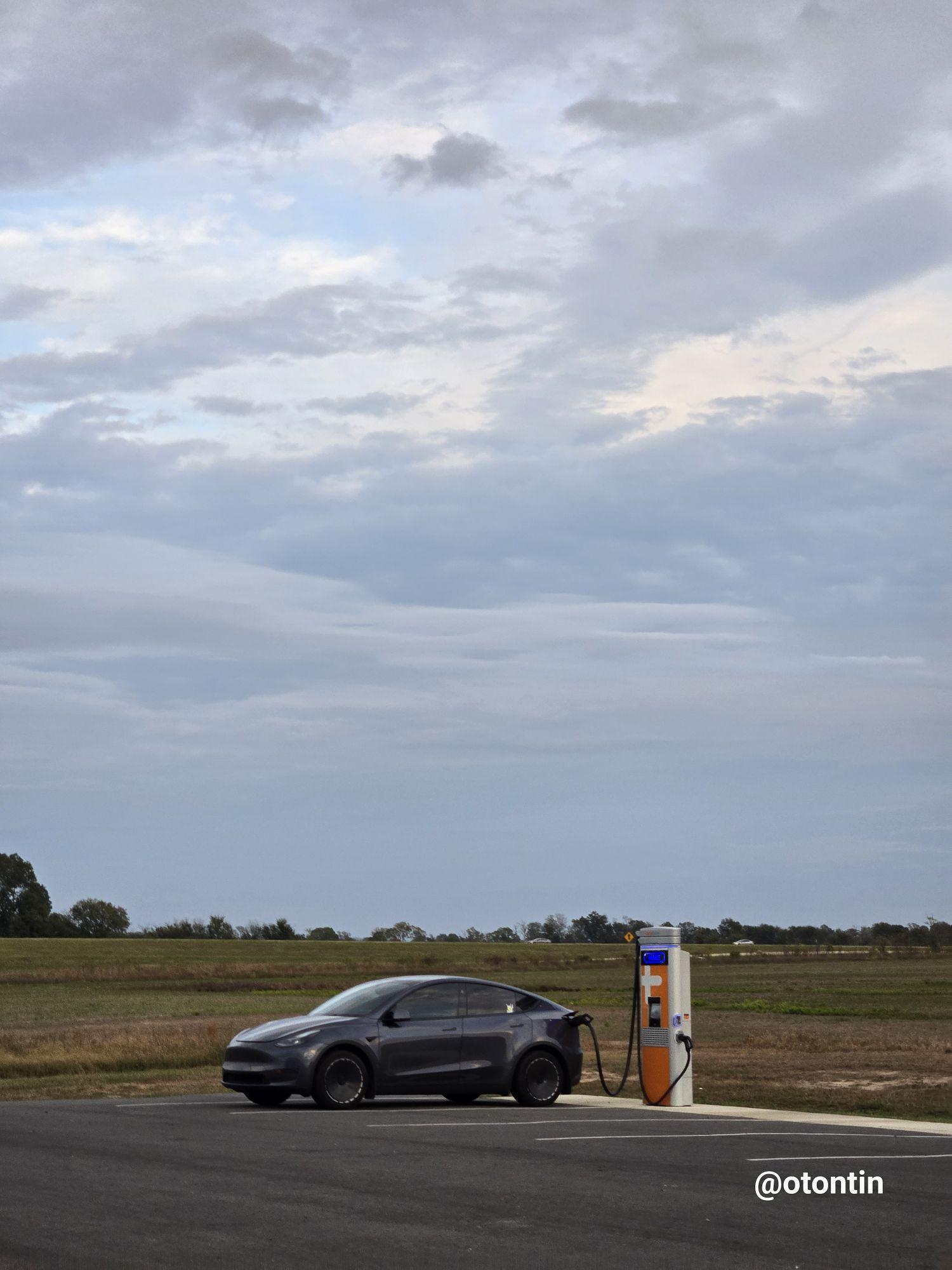 TA (Travel Center of America) | Hosston, LA | EV Station