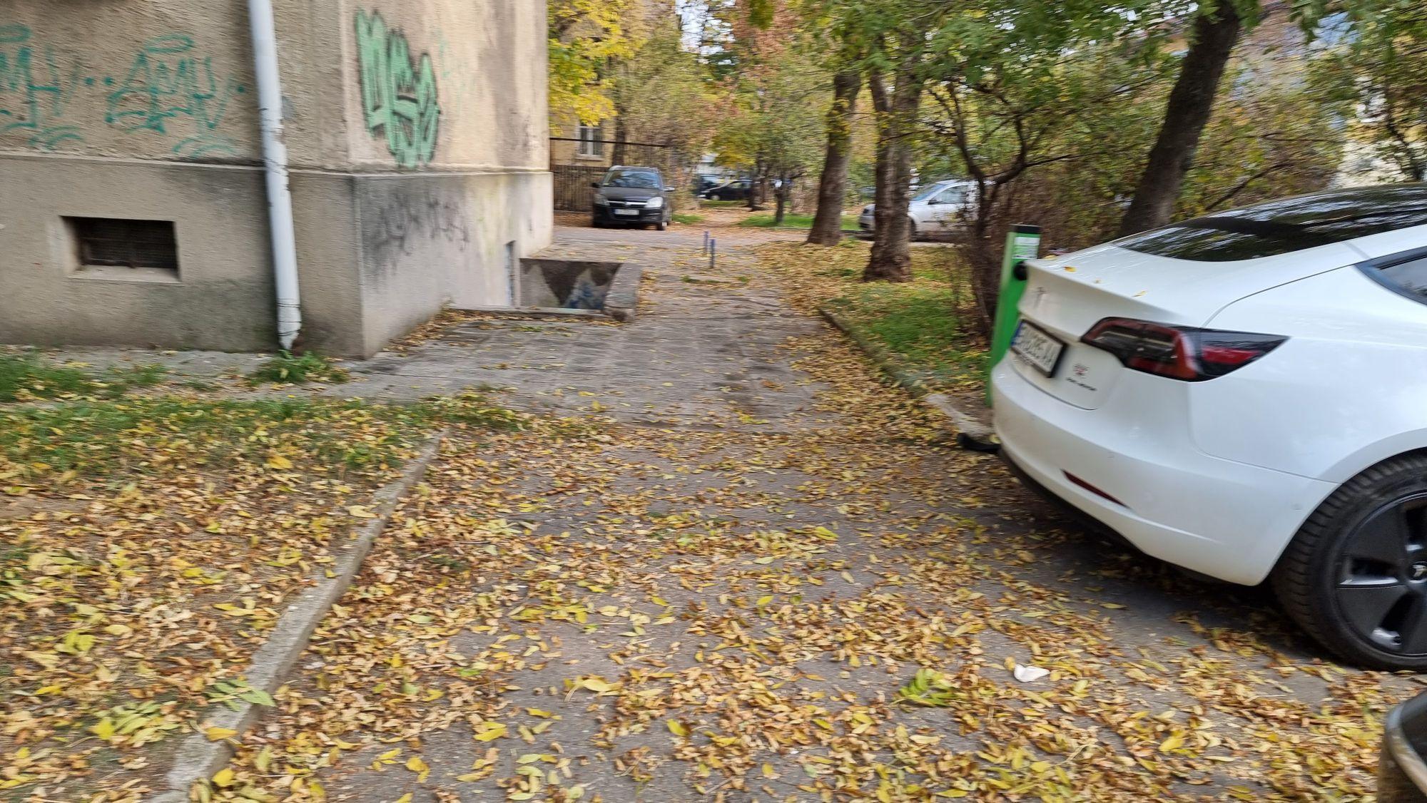 Drujba 1, blok 137, Sofia | Sofia, Sofia City Province | EV Station