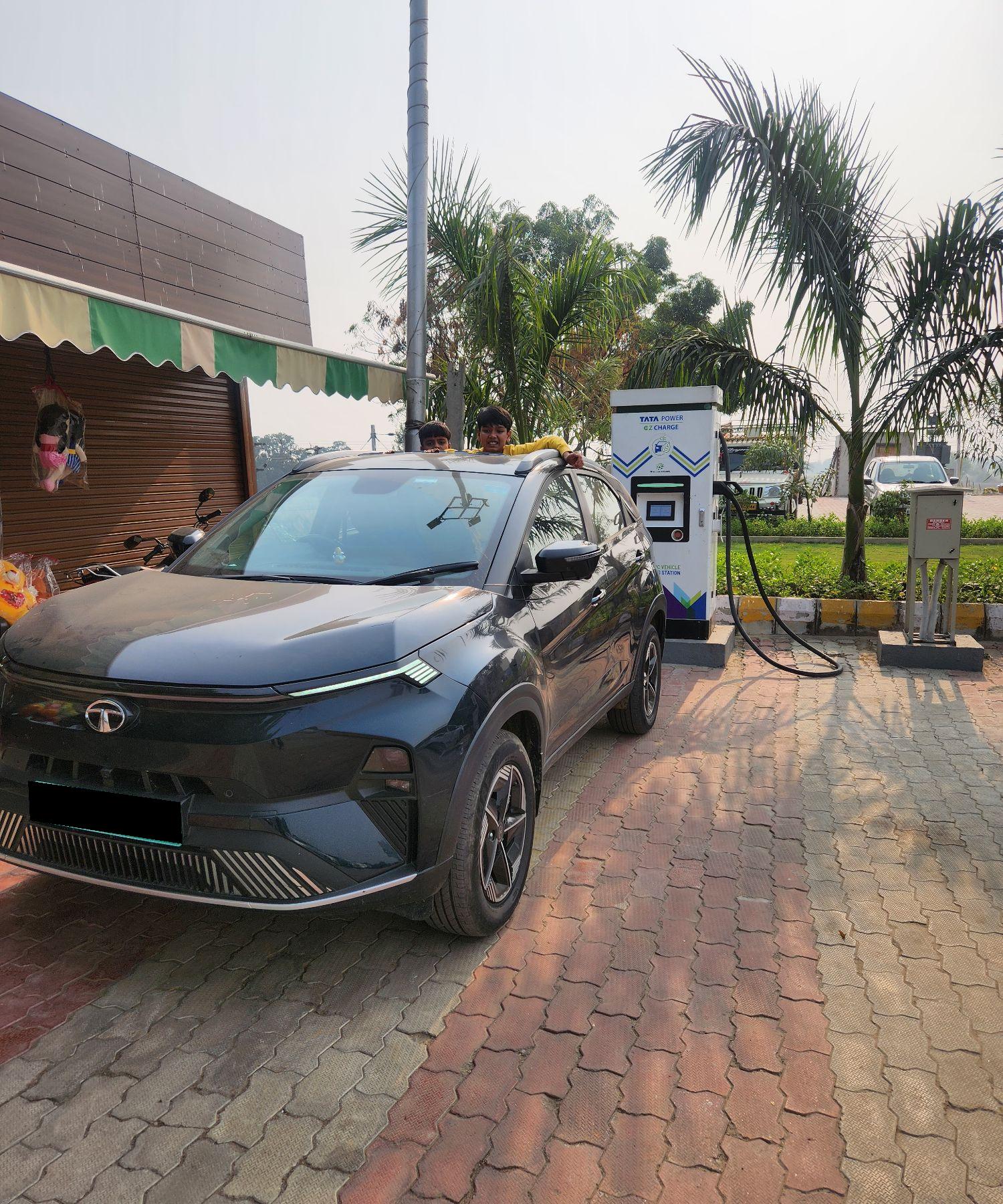 Sagar Grand Restaurant | Jaswantnagar, UP | EV Station