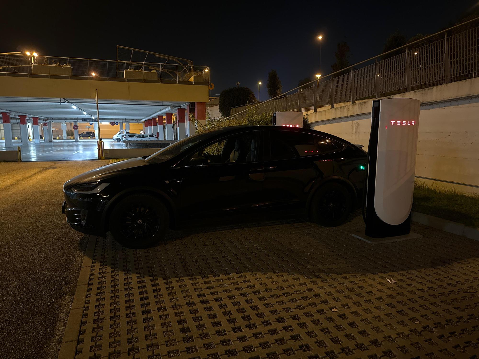 Centro Commerciale Le Befane | Rimini, Emilia-Romagna | EV Station