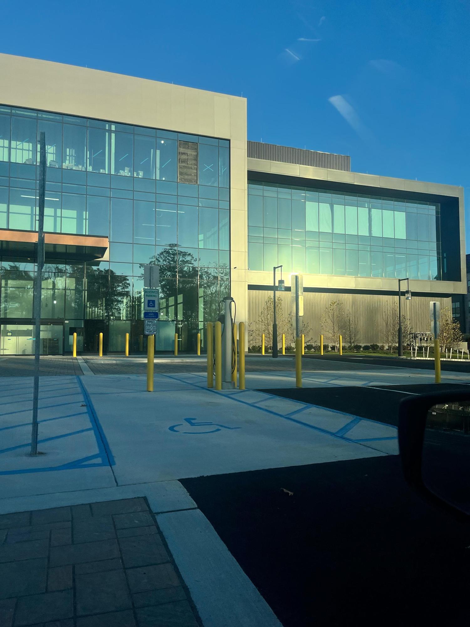 400 Market St Parking Lot | Montvale, NJ | EV Station