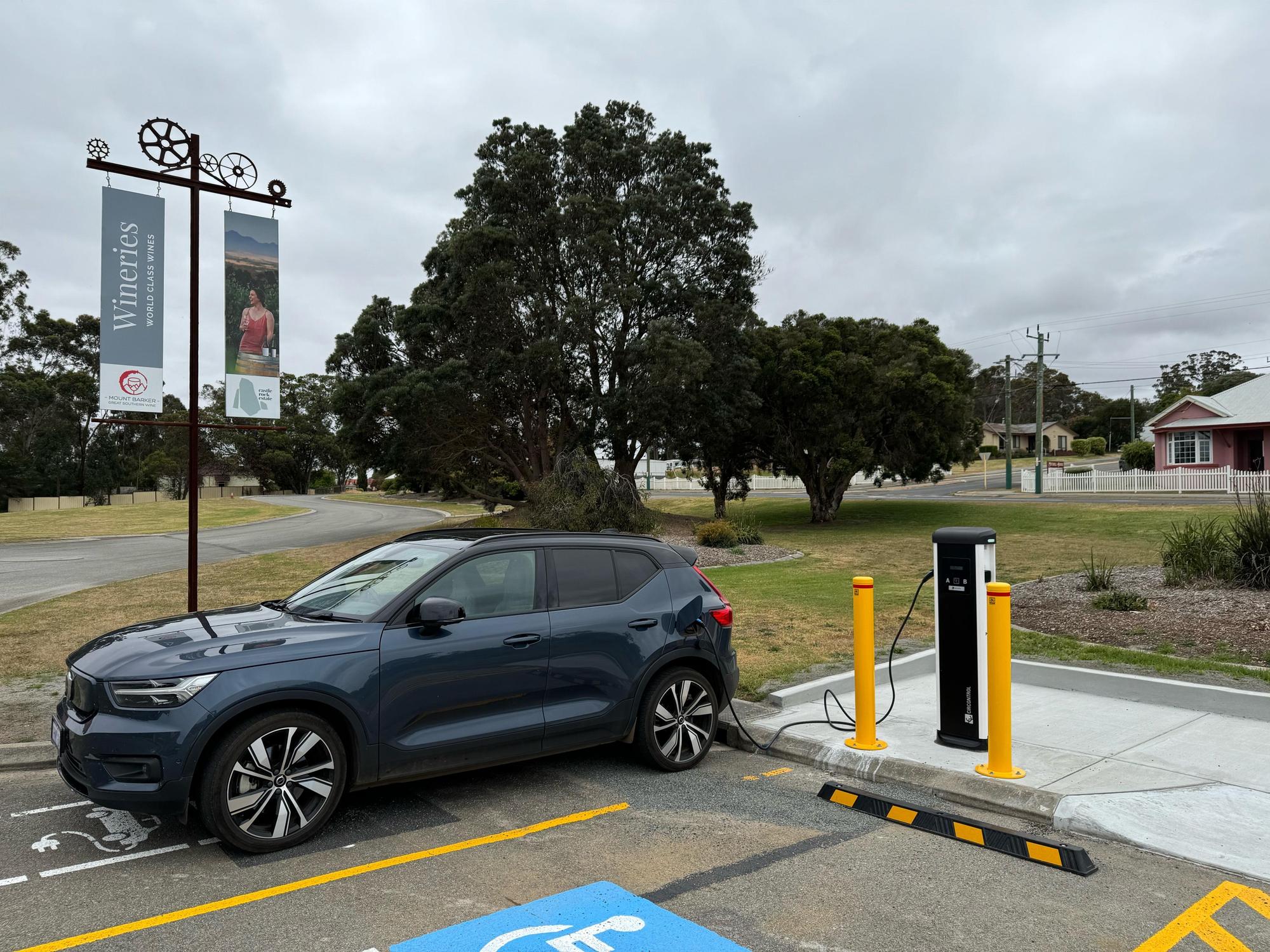 Mt Barker Visitor Centre | Mount Barker, WA | EV Station