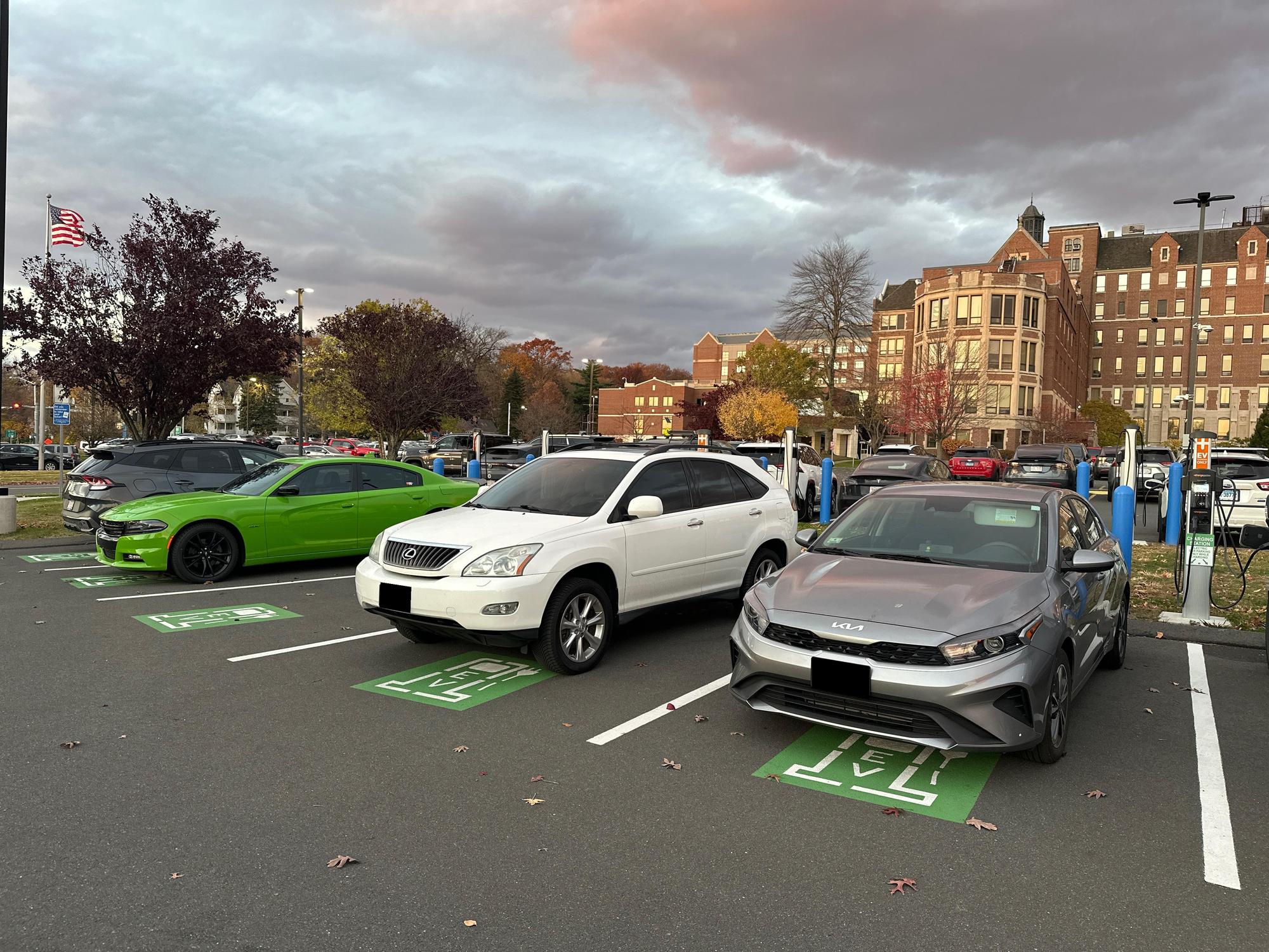 Baystate Medical Center - Chestnut Building | Springfield, MA | EV Station