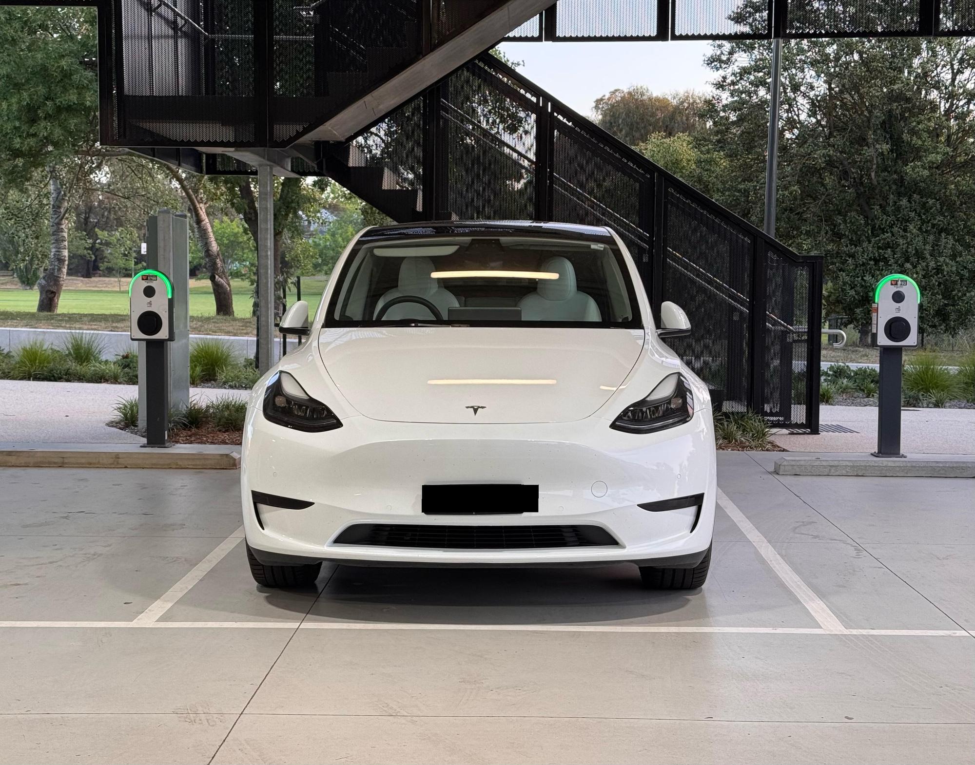 Stonnington Sports Centre | Malvern East, VIC | EV Station