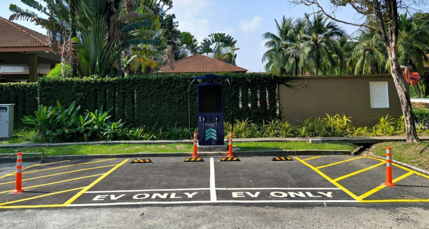 Botanic Resort Club | Klang, Selangor | EV Station