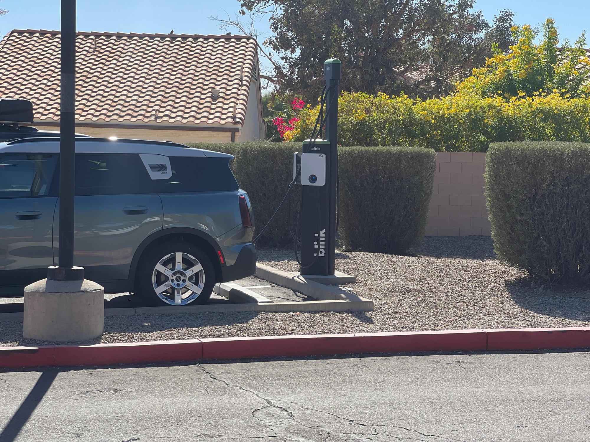 Ironwood Library | Phoenix, AZ | EV Station