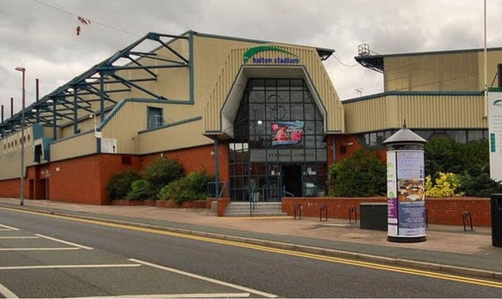 Select Security Stadium | Widnes, England | EV Station