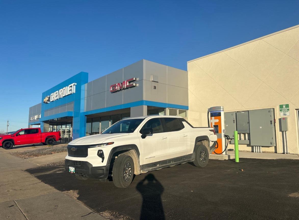 Steven Lust Automotive CO. | Aberdeen, SD | EV Station