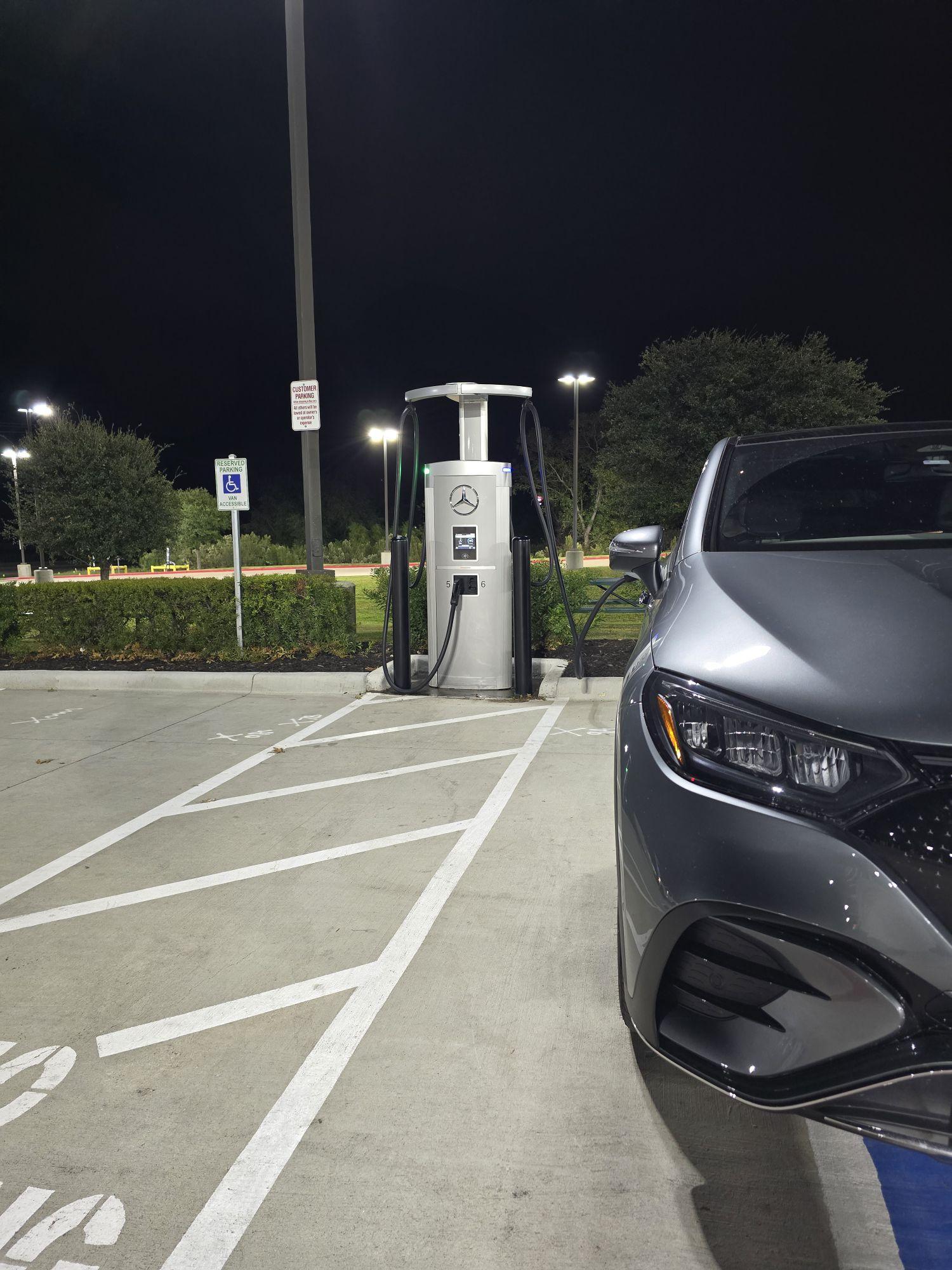 Buc-ee's Temple, TX | Mercedes-Benz High-Power Charging | Temple, TX ...