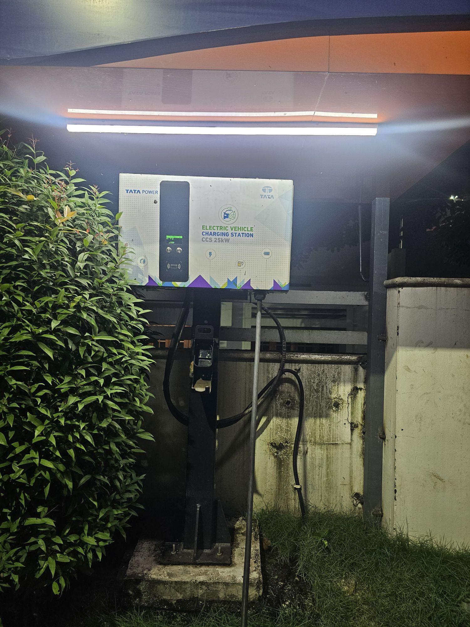 IOCL Engapuzha - Tata Power (25 kW) | Raroth, KL | EV Station