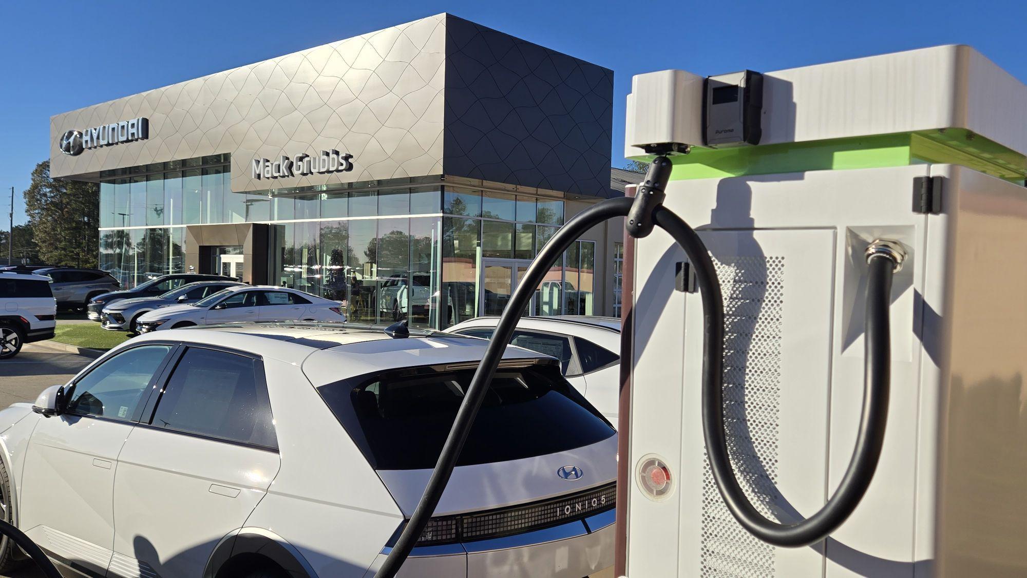 Mack Grubbs Hyundai | Hattiesburg, MS | EV Station