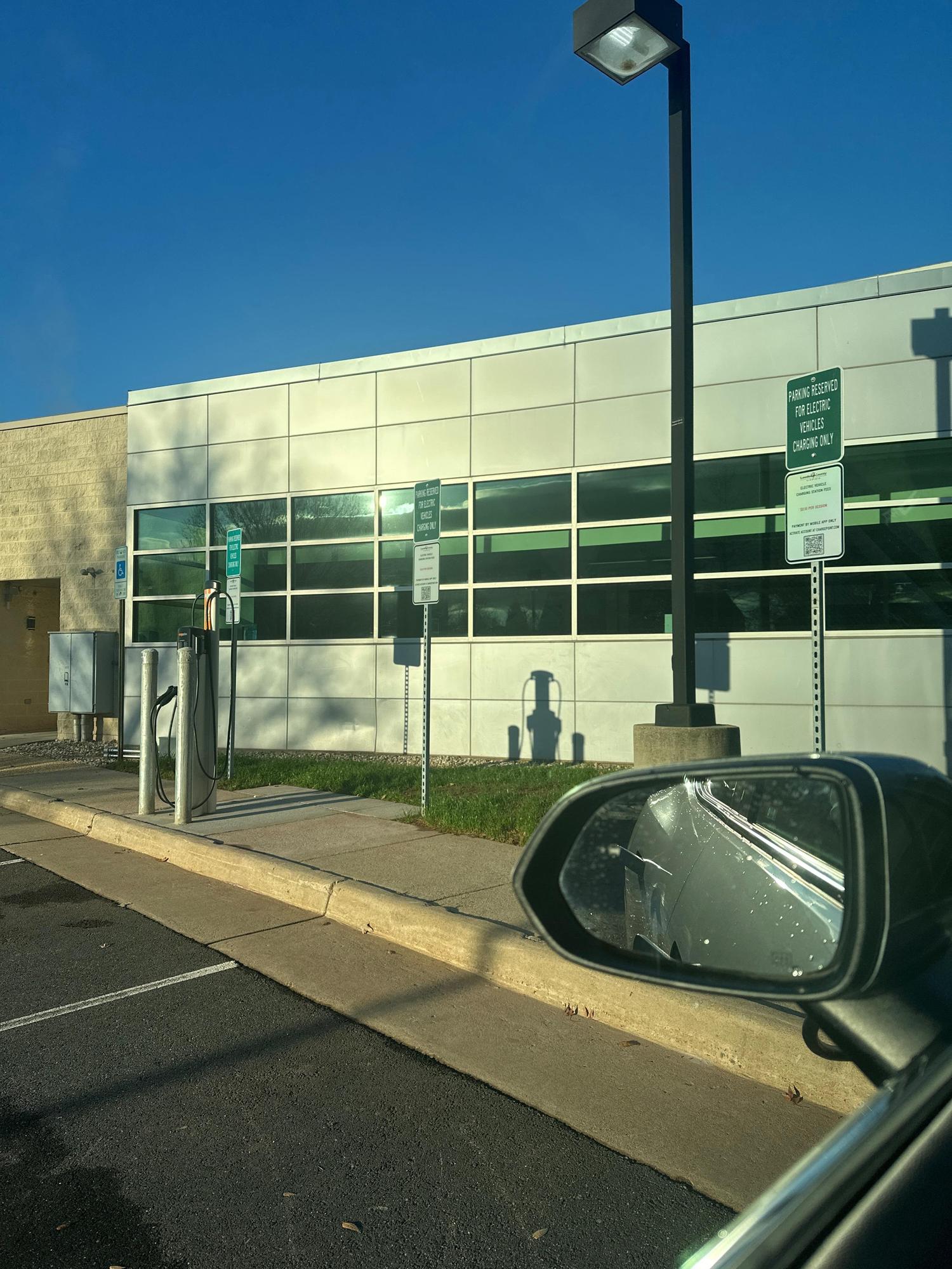 Ashburn Library | Ashburn, VA | EV Station
