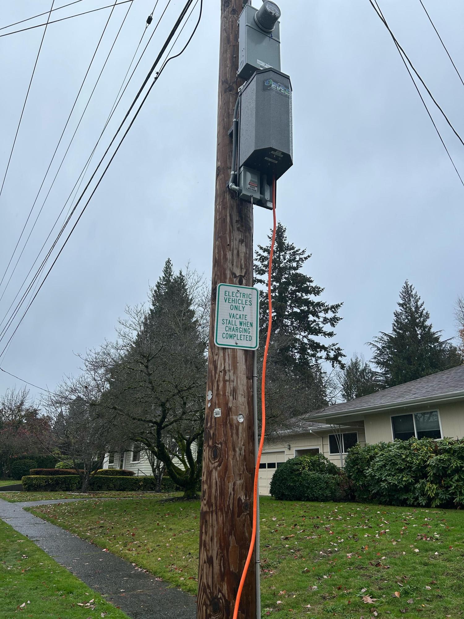 OpConnect Charging Station - 41009 | Milwaukie, OR | EV Station