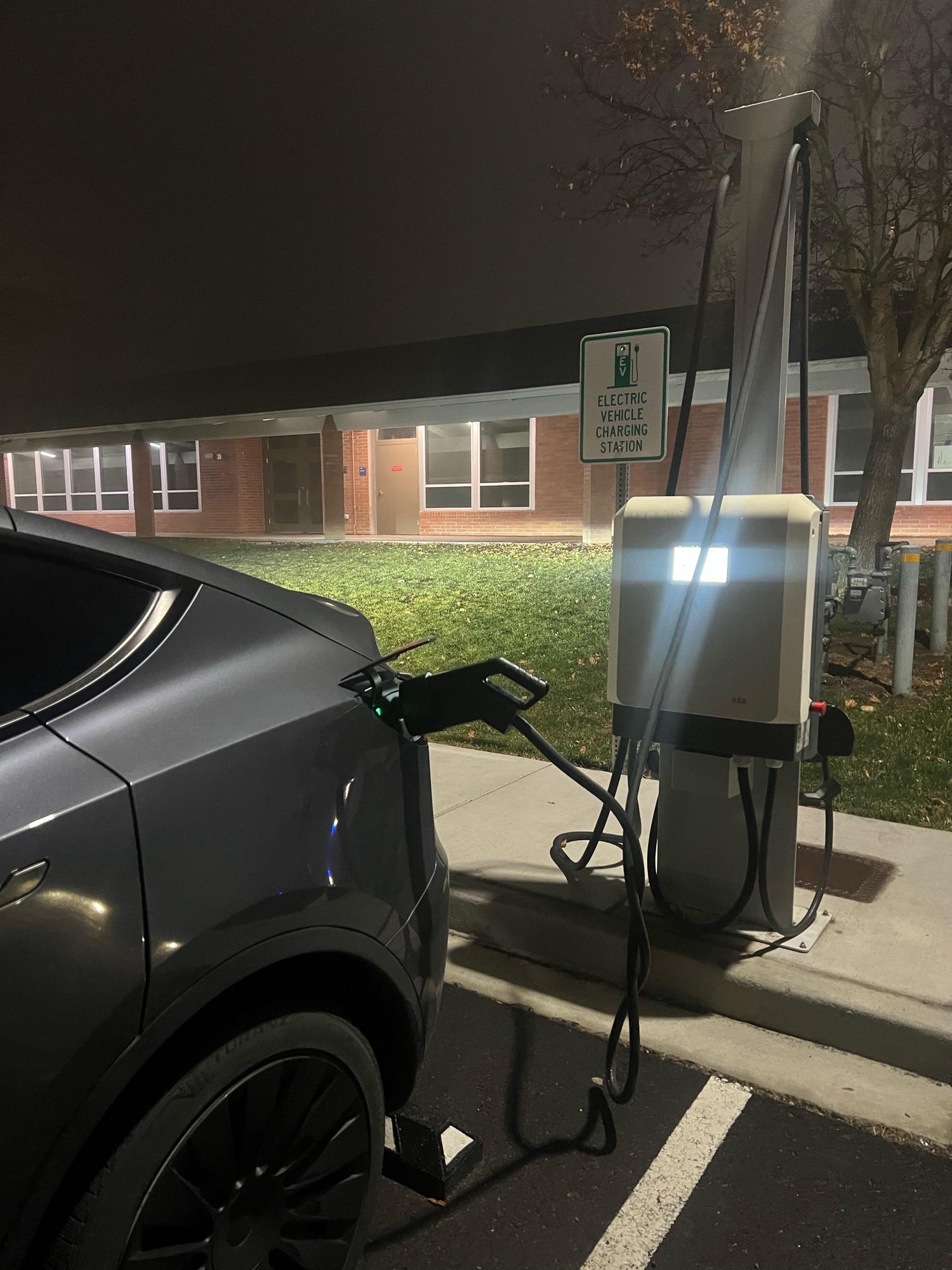Walla Walla High School | Walla Walla, WA | EV Station