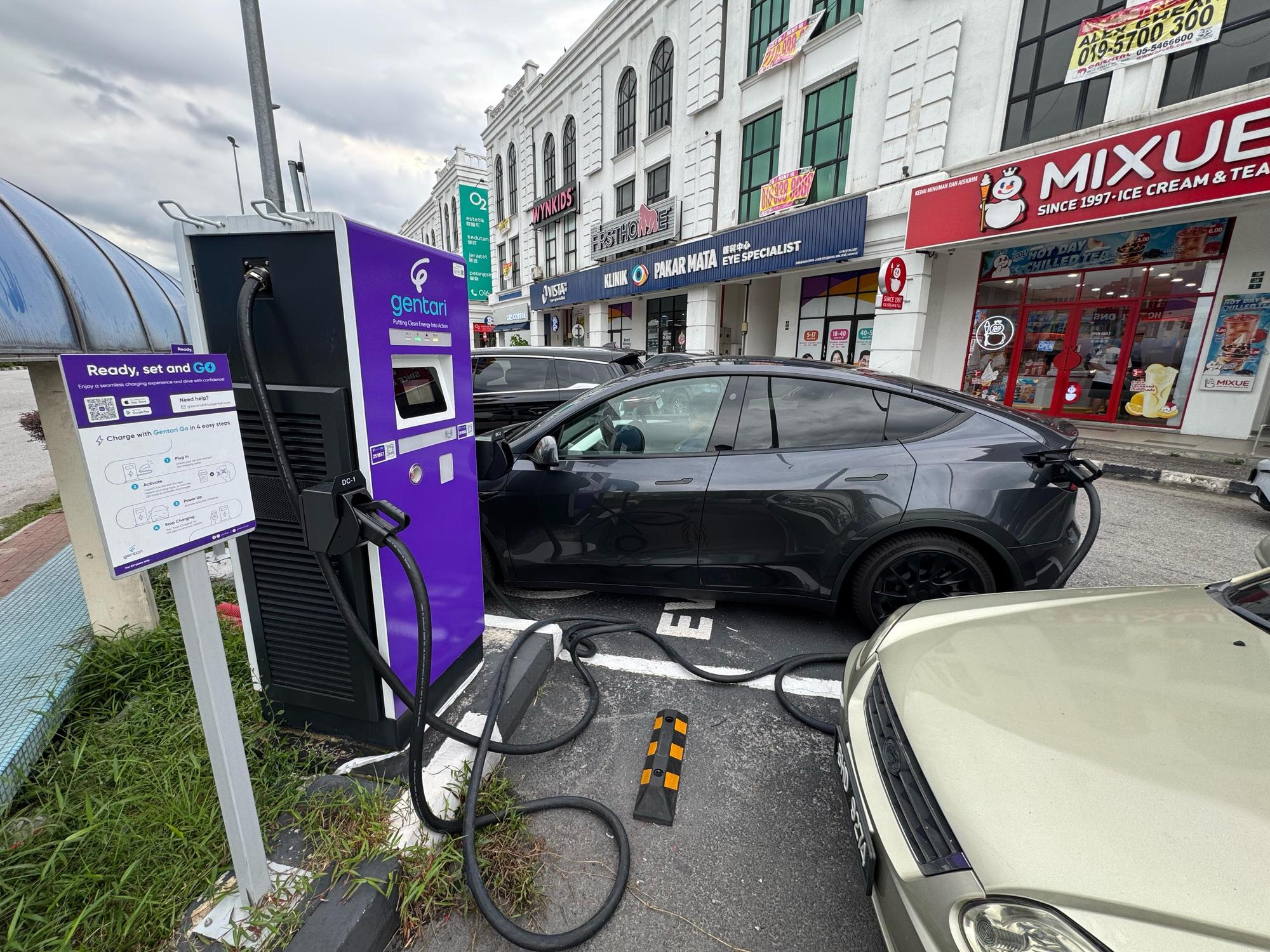 Gentari | BYD Ipoh (120kW DC) | Ipoh, Perak | EV Station