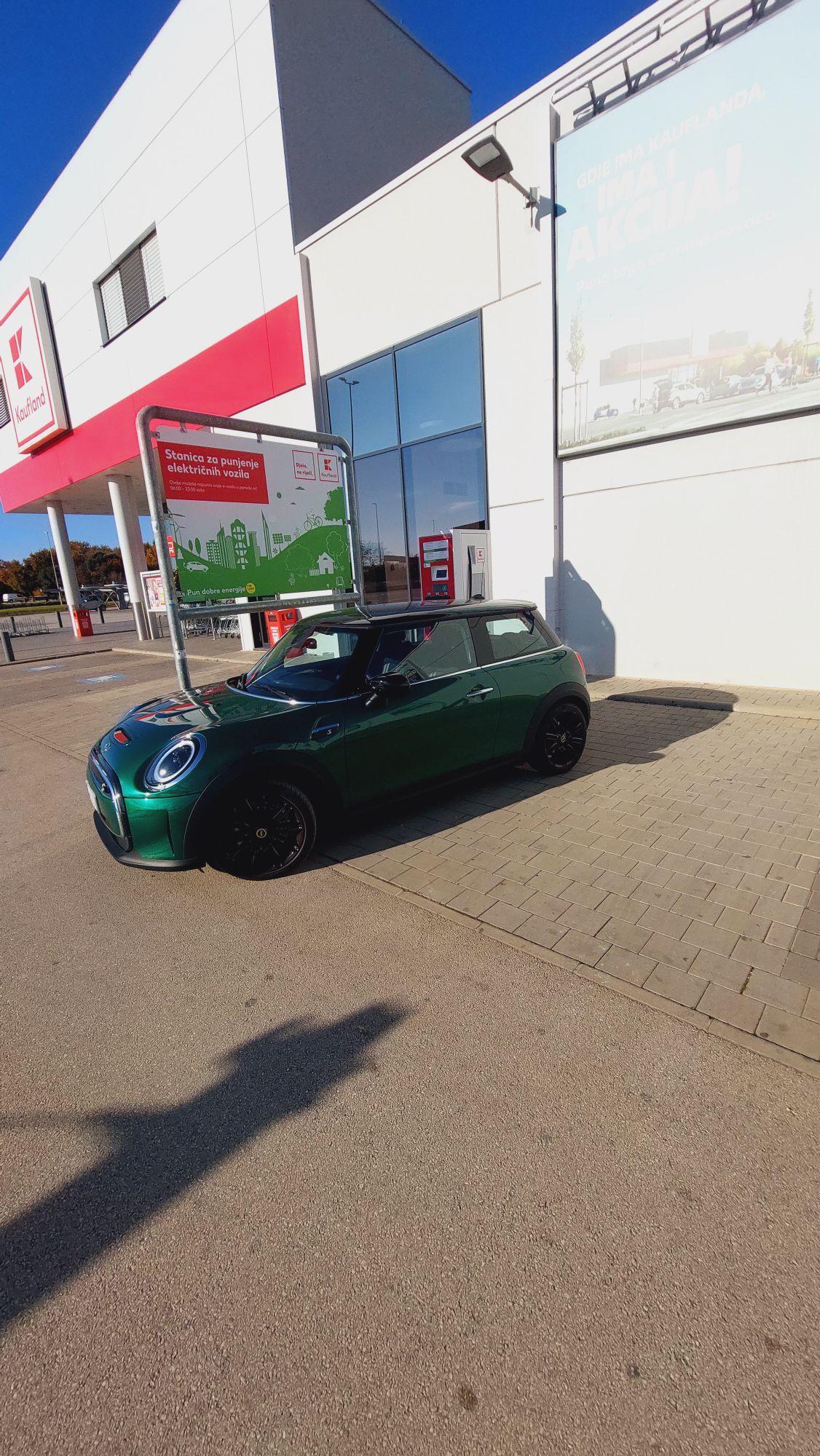 Petrol d.d., Slovenia, Koper BS - KOLODVORSKA | Koper, Koper | EV Station