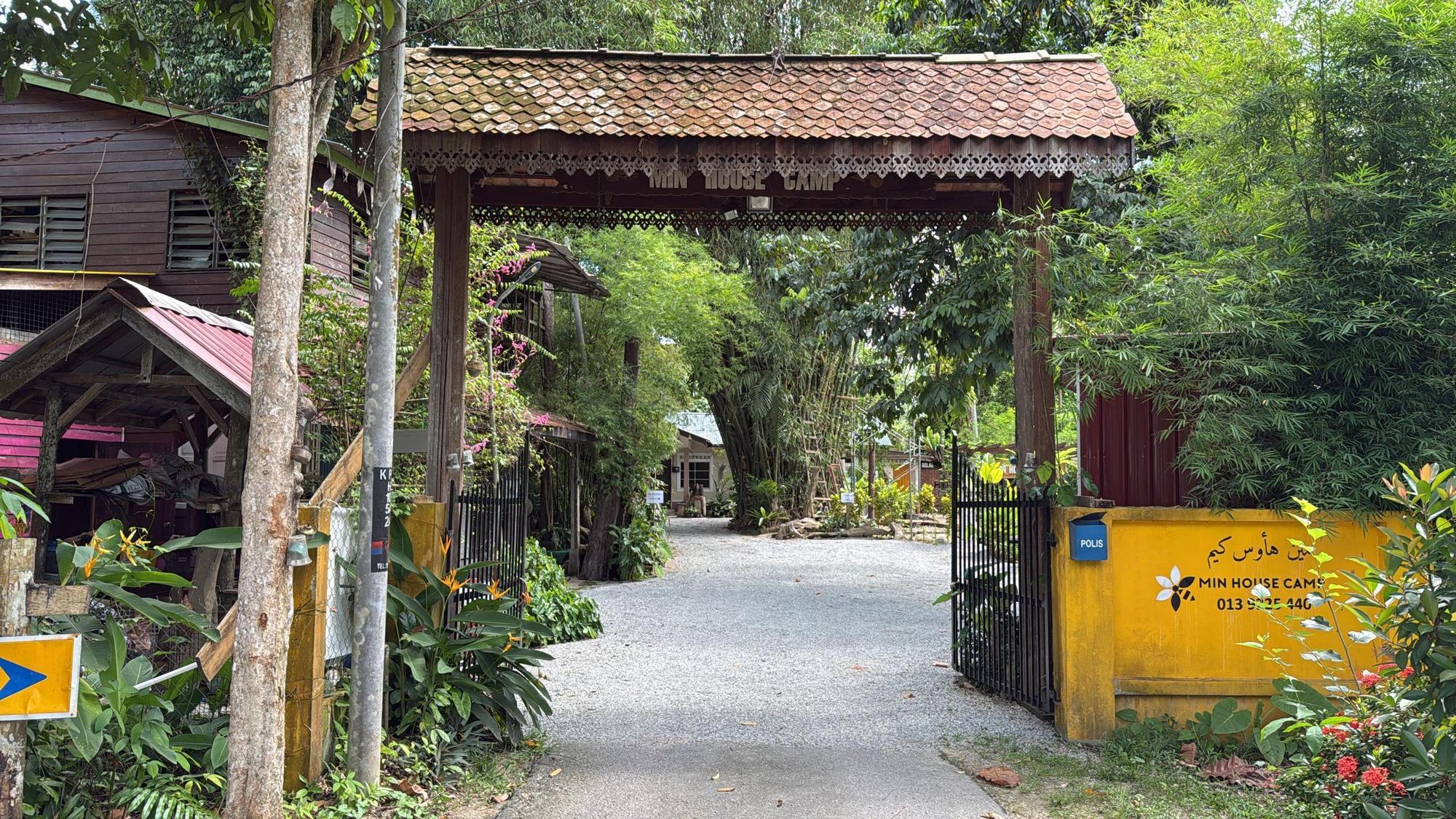 Min House Camp | Kota Bharu, Kelantan | EV Station