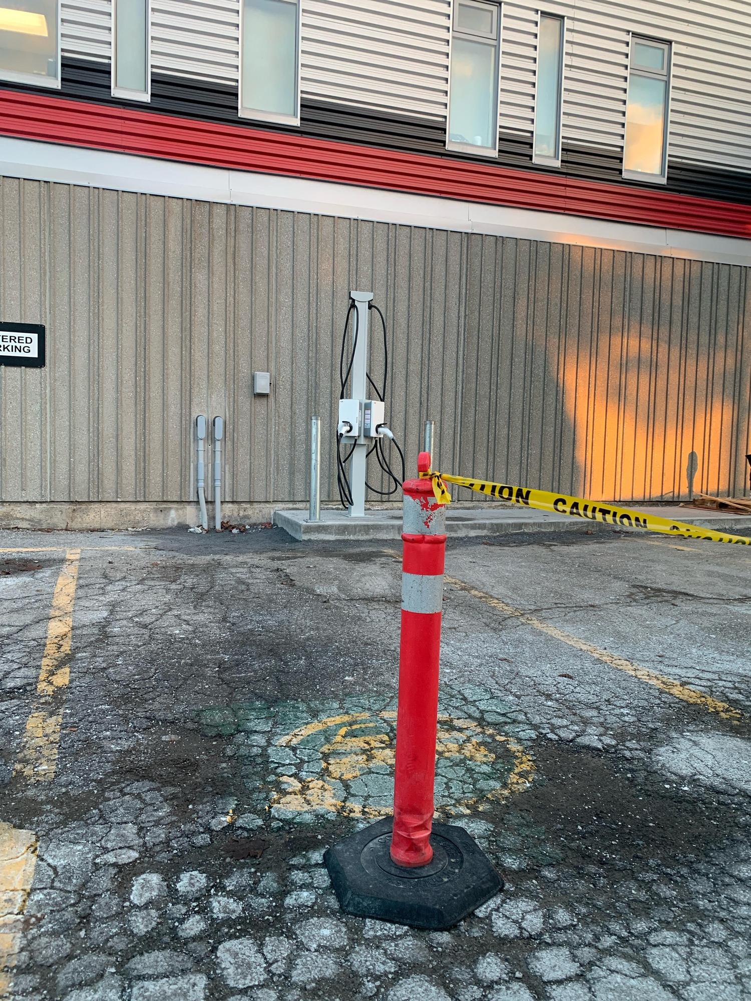 UNBSJ - Hans W. Klohn Commons Library | Saint John, NB | EV Station