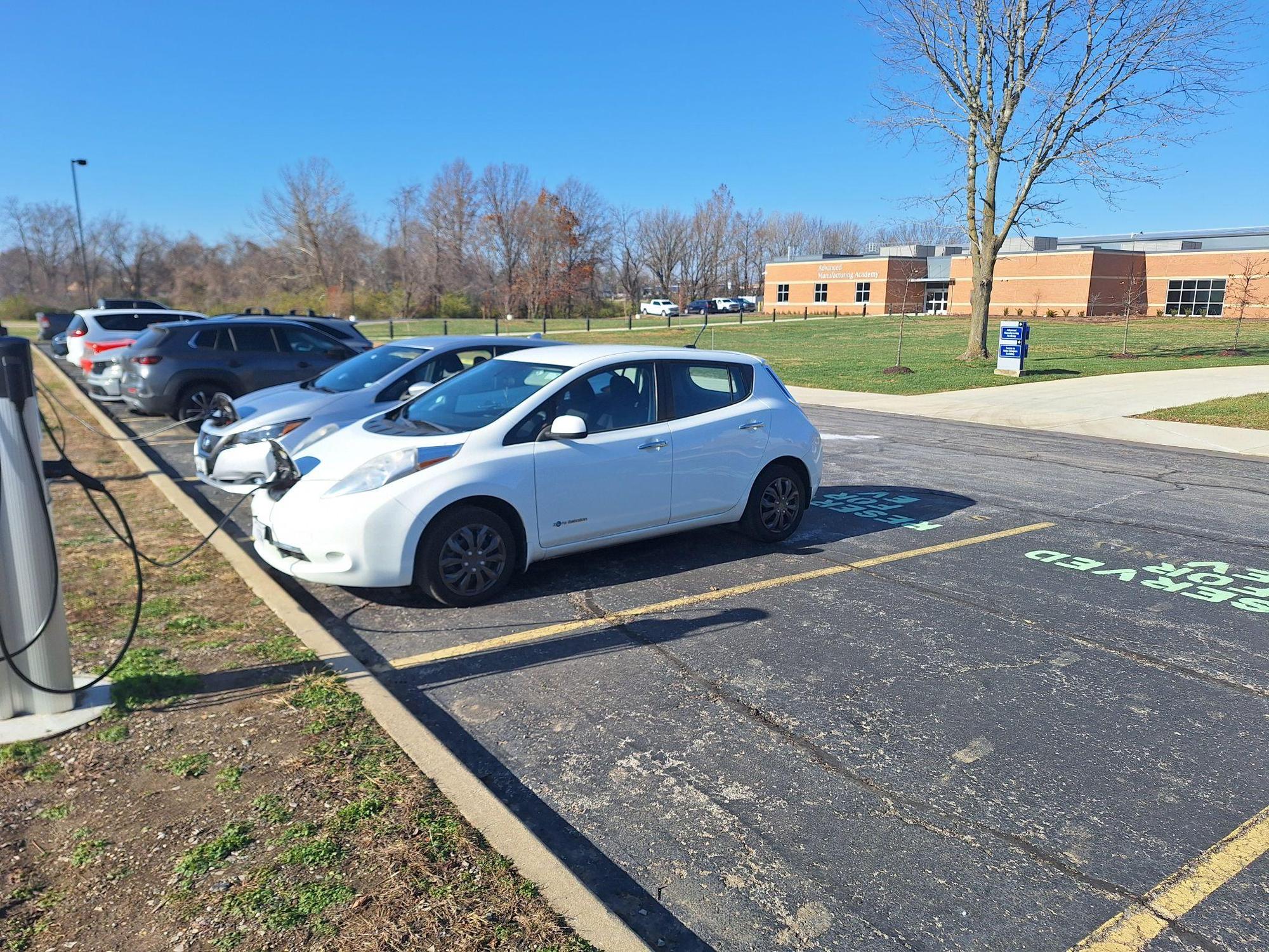 Southwestern Illinois College - Advanced Manufacturing Academy Parking ...