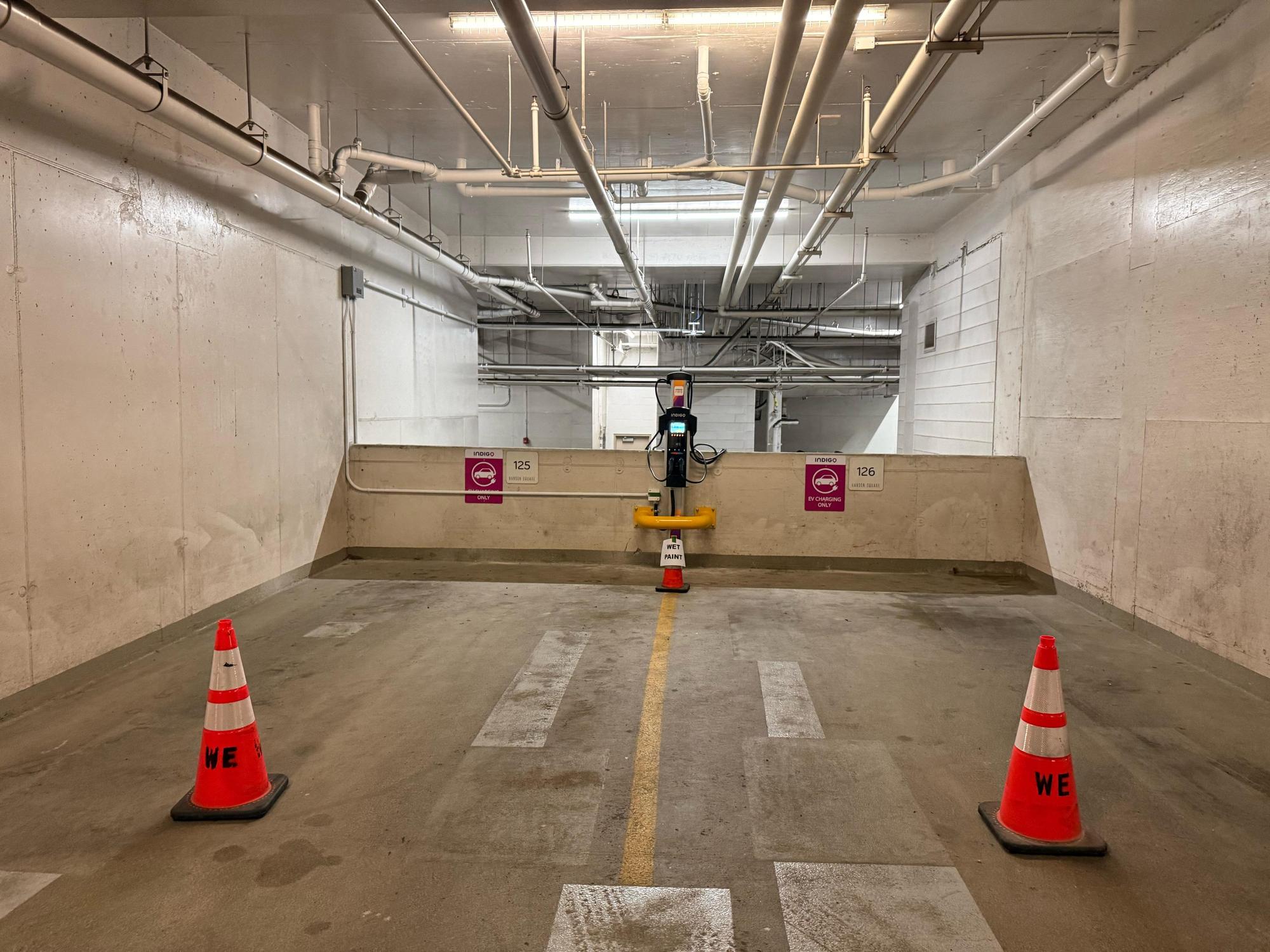 Hanson Square | Calgary, AB | EV Station