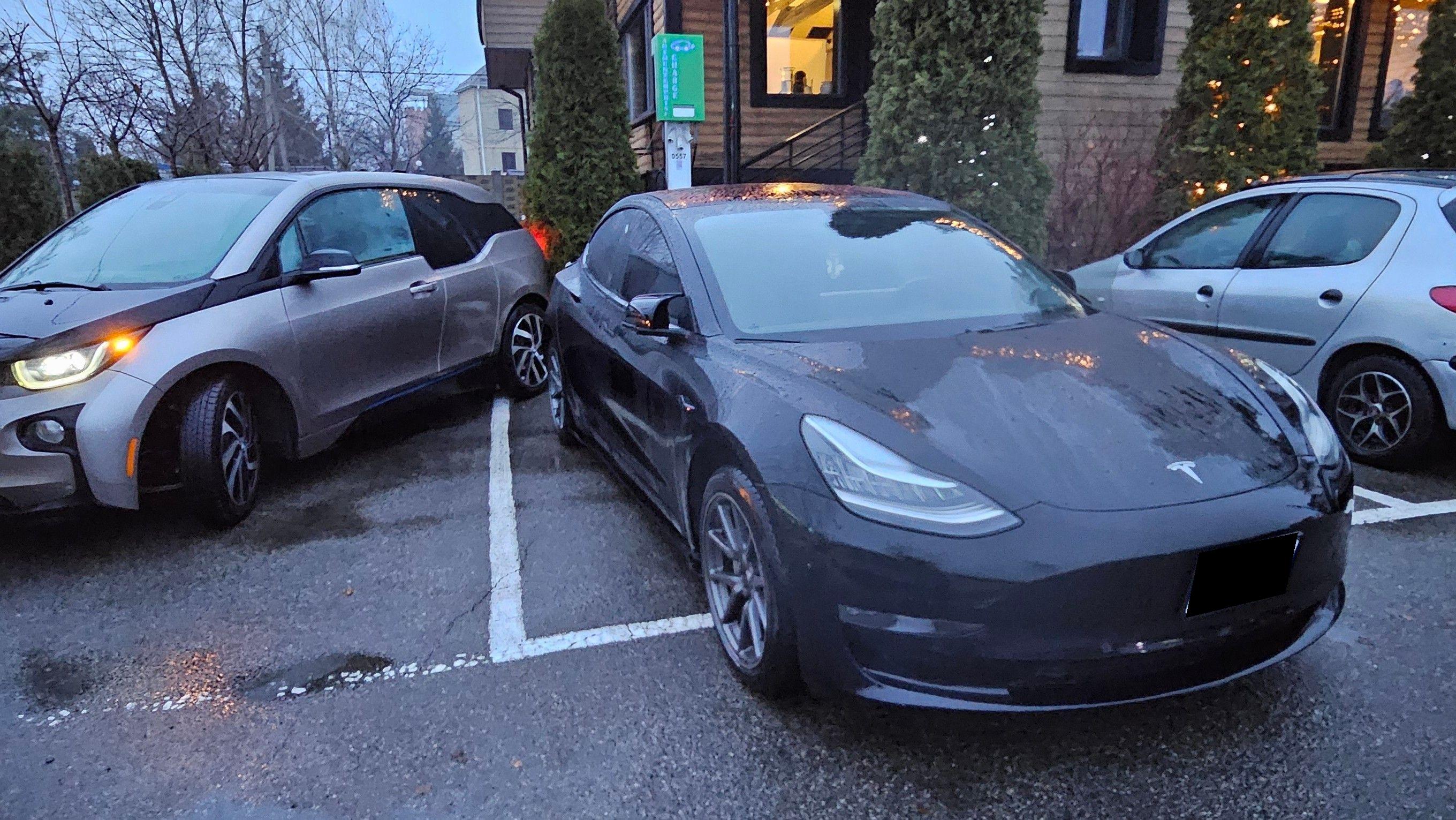 Бістро Пекаря | Hlevakha, Kyivs'ka oblast | EV Station