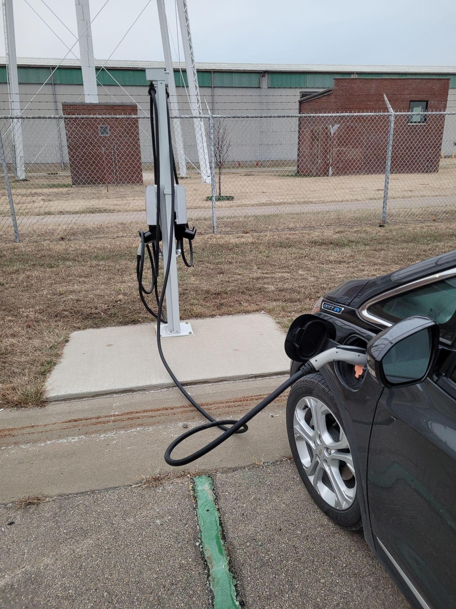 John Deere Dubuque Works | Dubuque, IA | EV Station