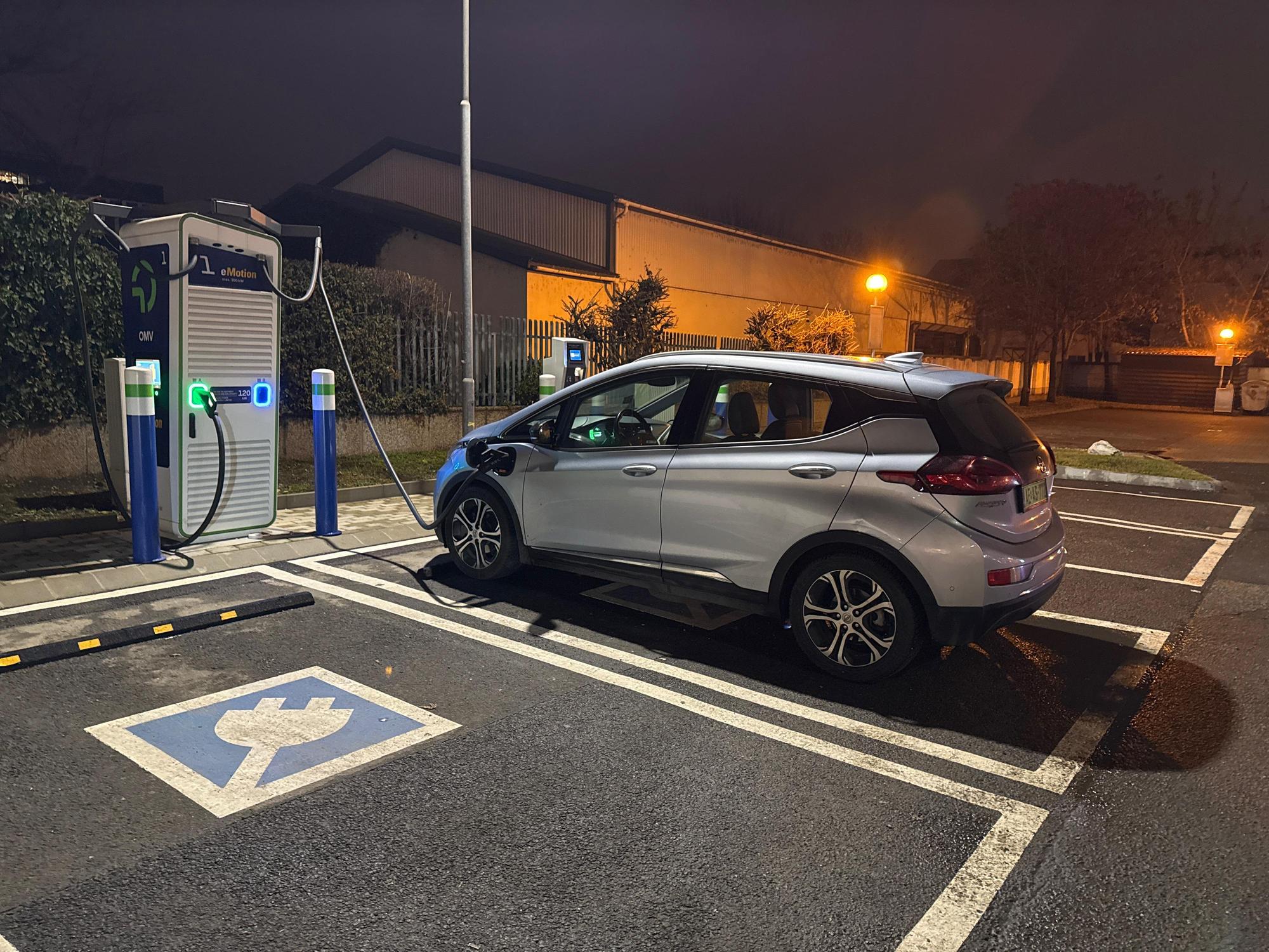 OMV Budafoki | Budapest, Budafoki út 111-113, 1117, Hungary | EV Station