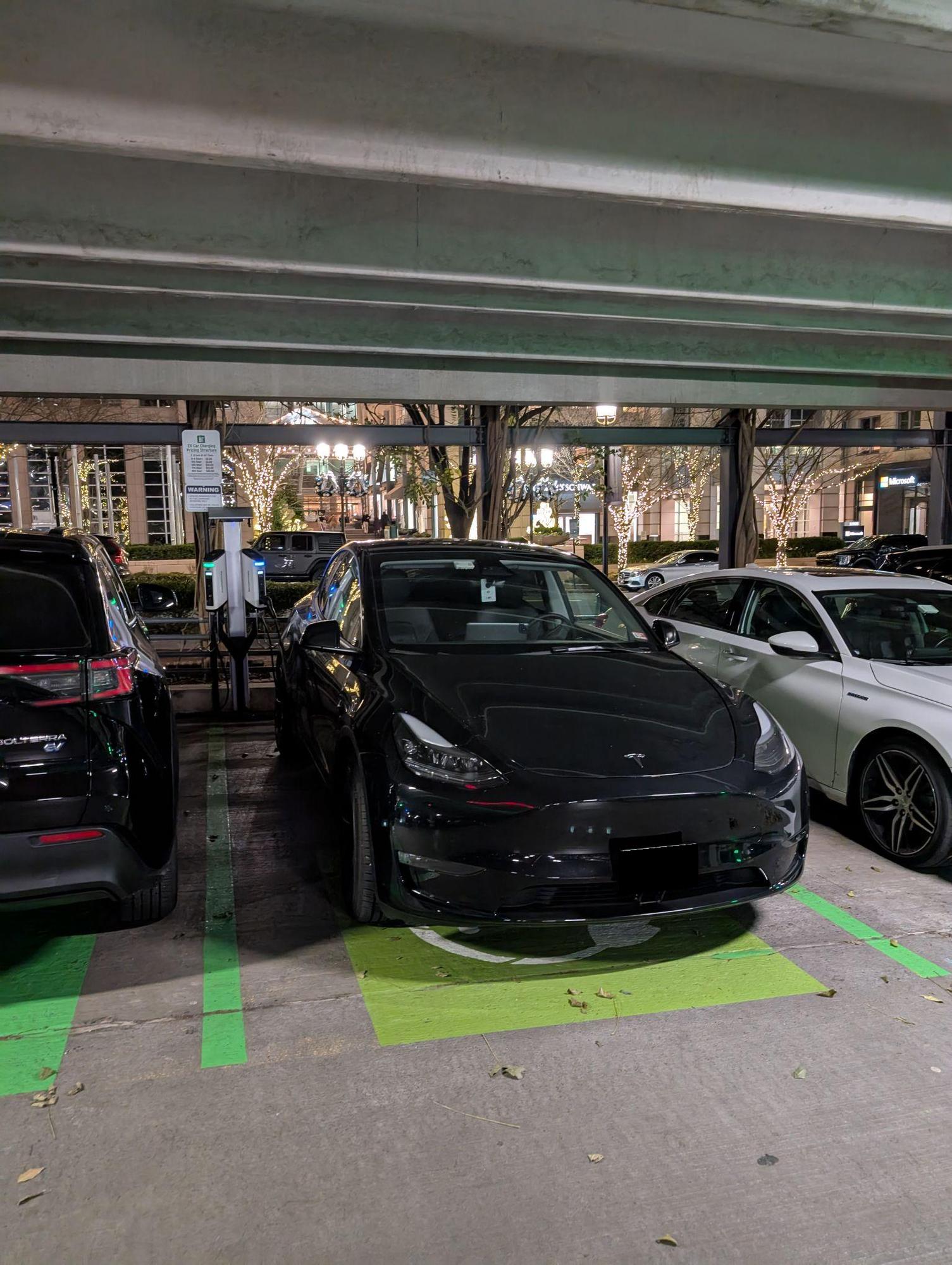 Reston Town Center - Purple Garage | Reston, VA | EV Station