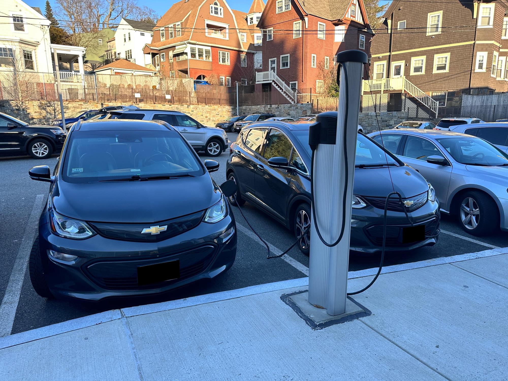 Medford Public Library | Medford, MA | EV Station