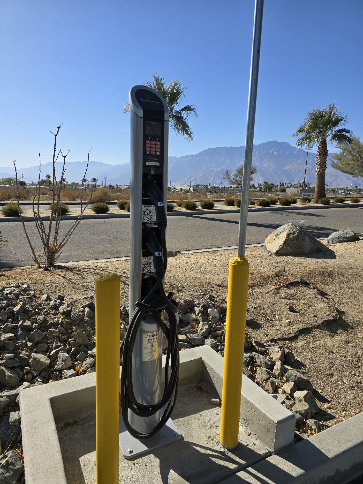 DHS Recreation Center | Desert Hot Springs, CA | EV Station