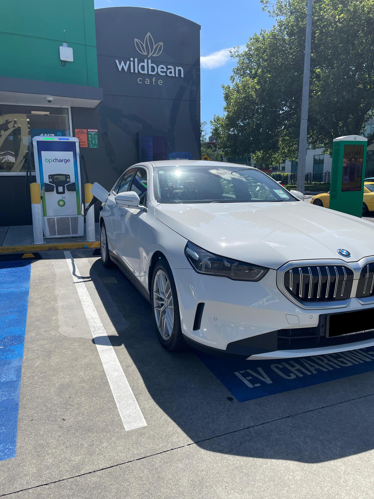 bp Greenlane | Auckland, Auckland | EV Station