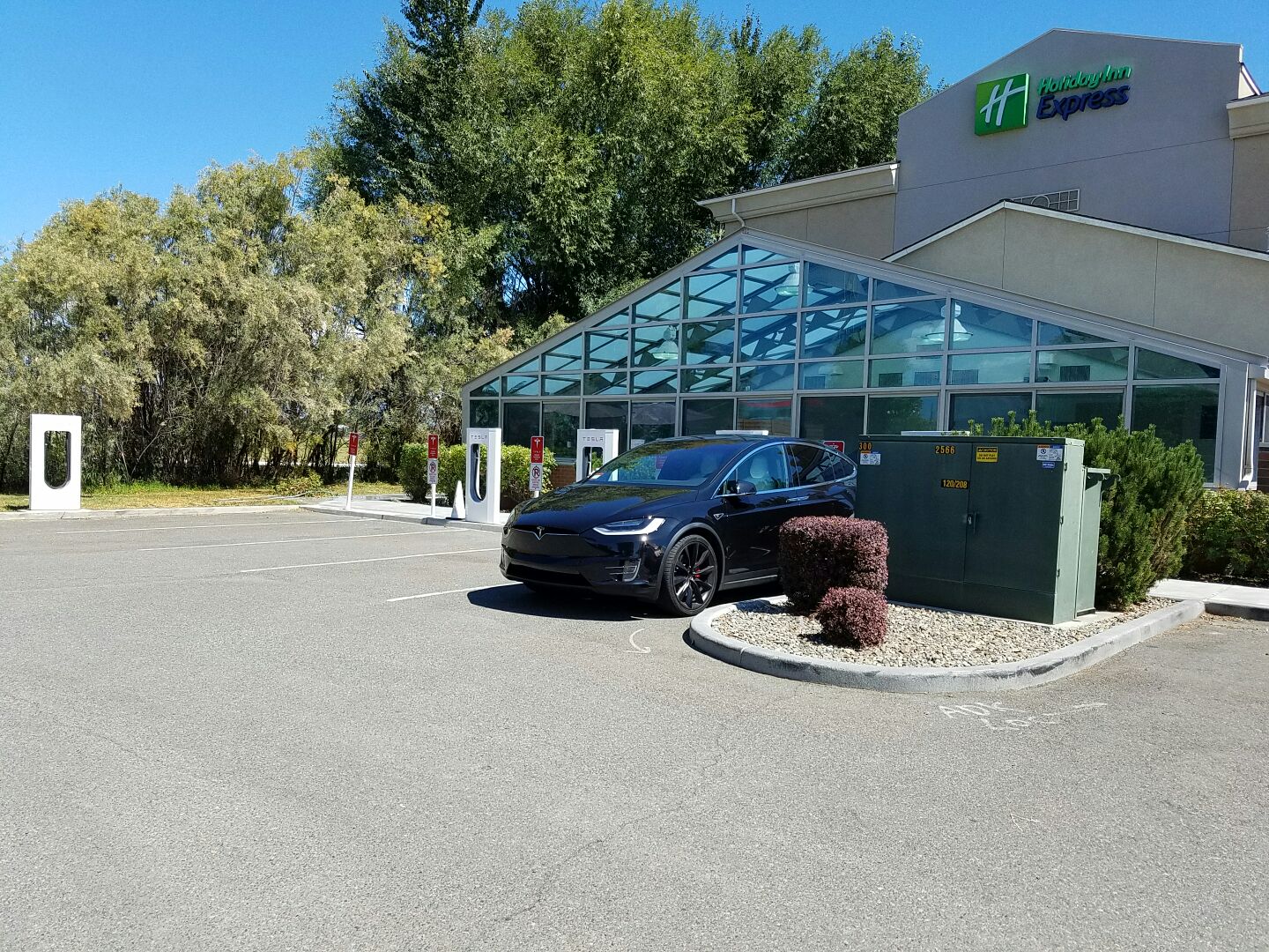 Holiday Inn Express Ellensburg (2) | Ellensburg, WA | EV Station